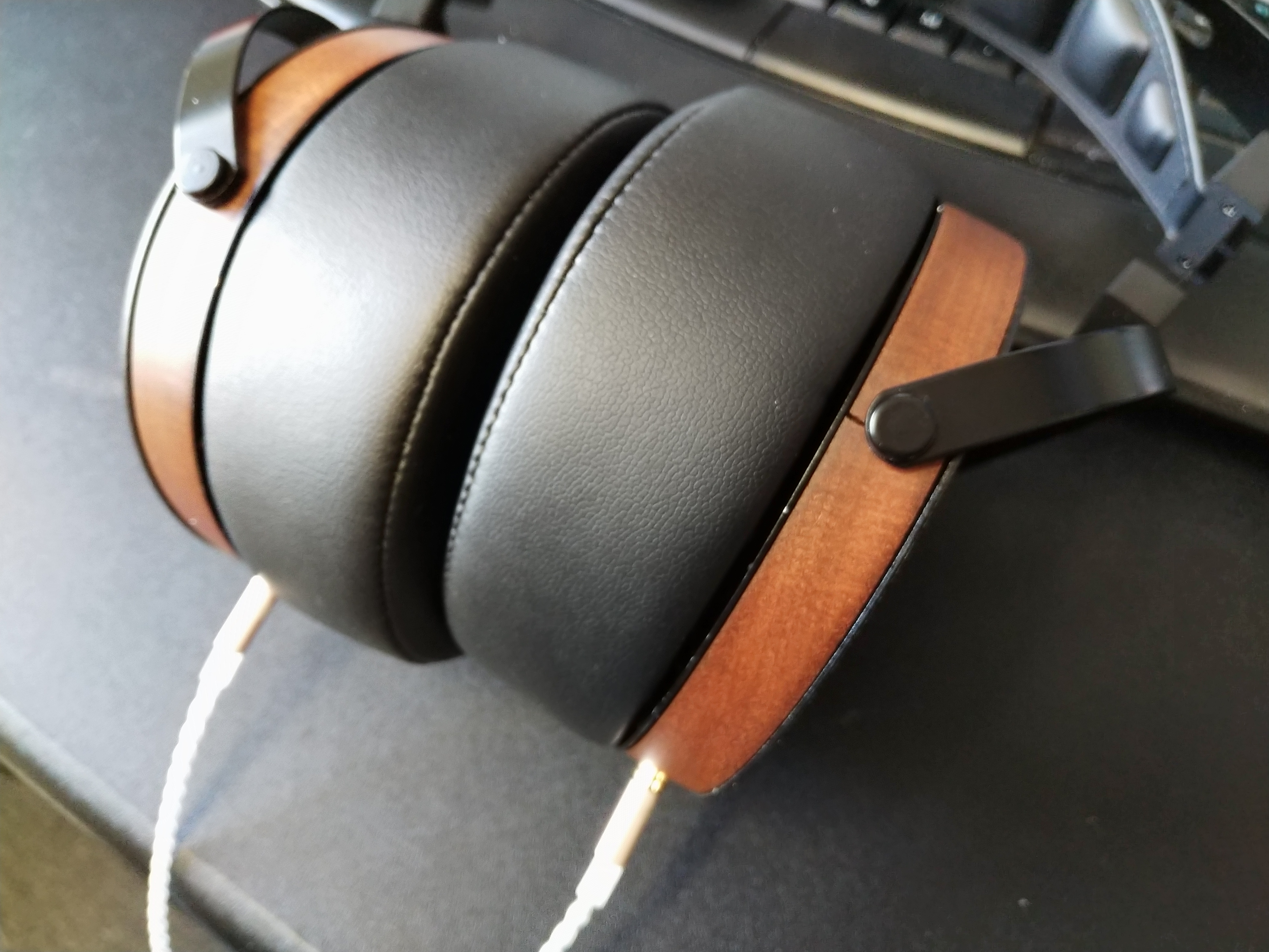 Monoprice Monolith M1060 and M560 Planar Headphones | Page 445 ...