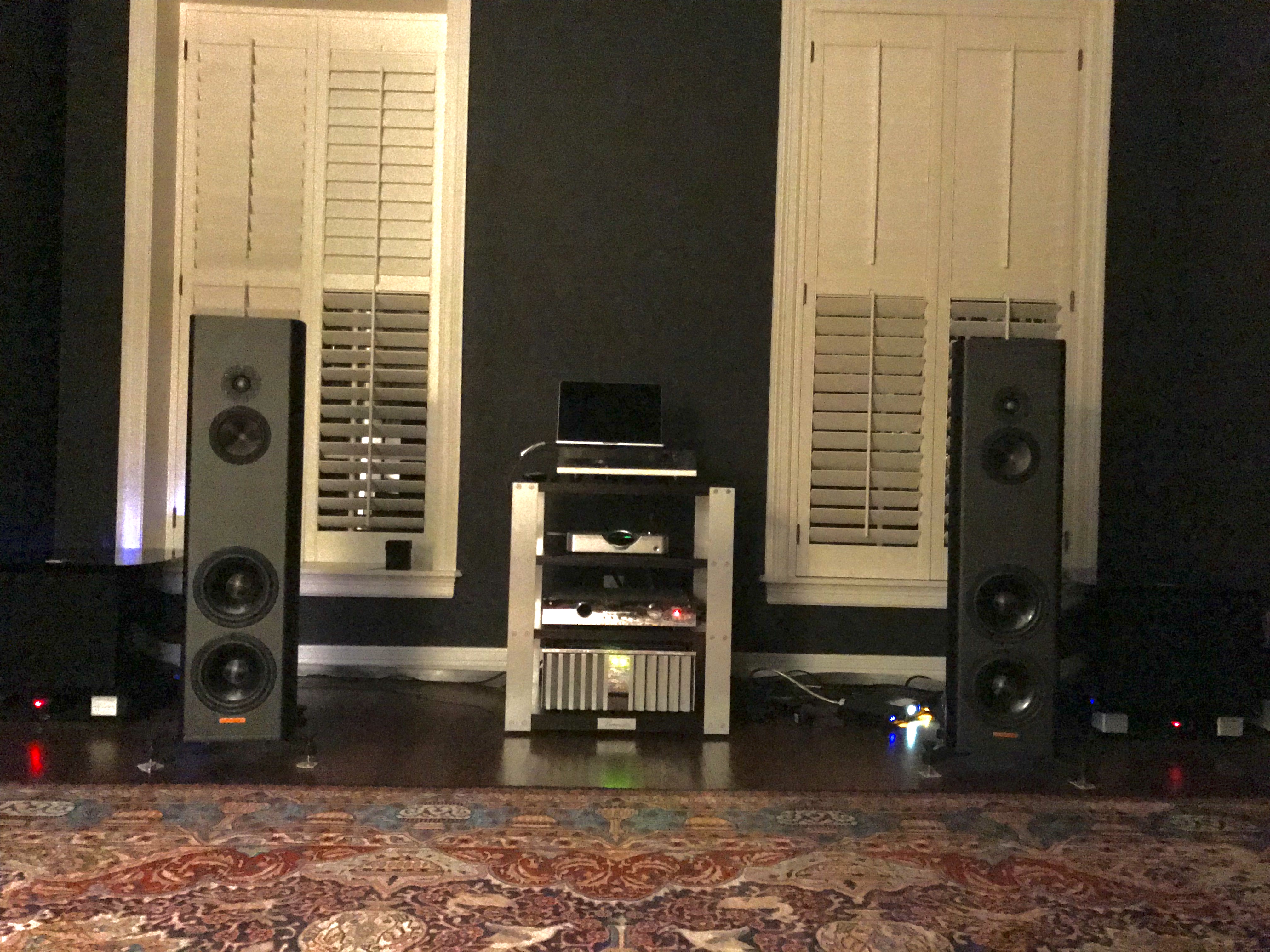 Pictures Of Your High End System (Please see the first pages for ...