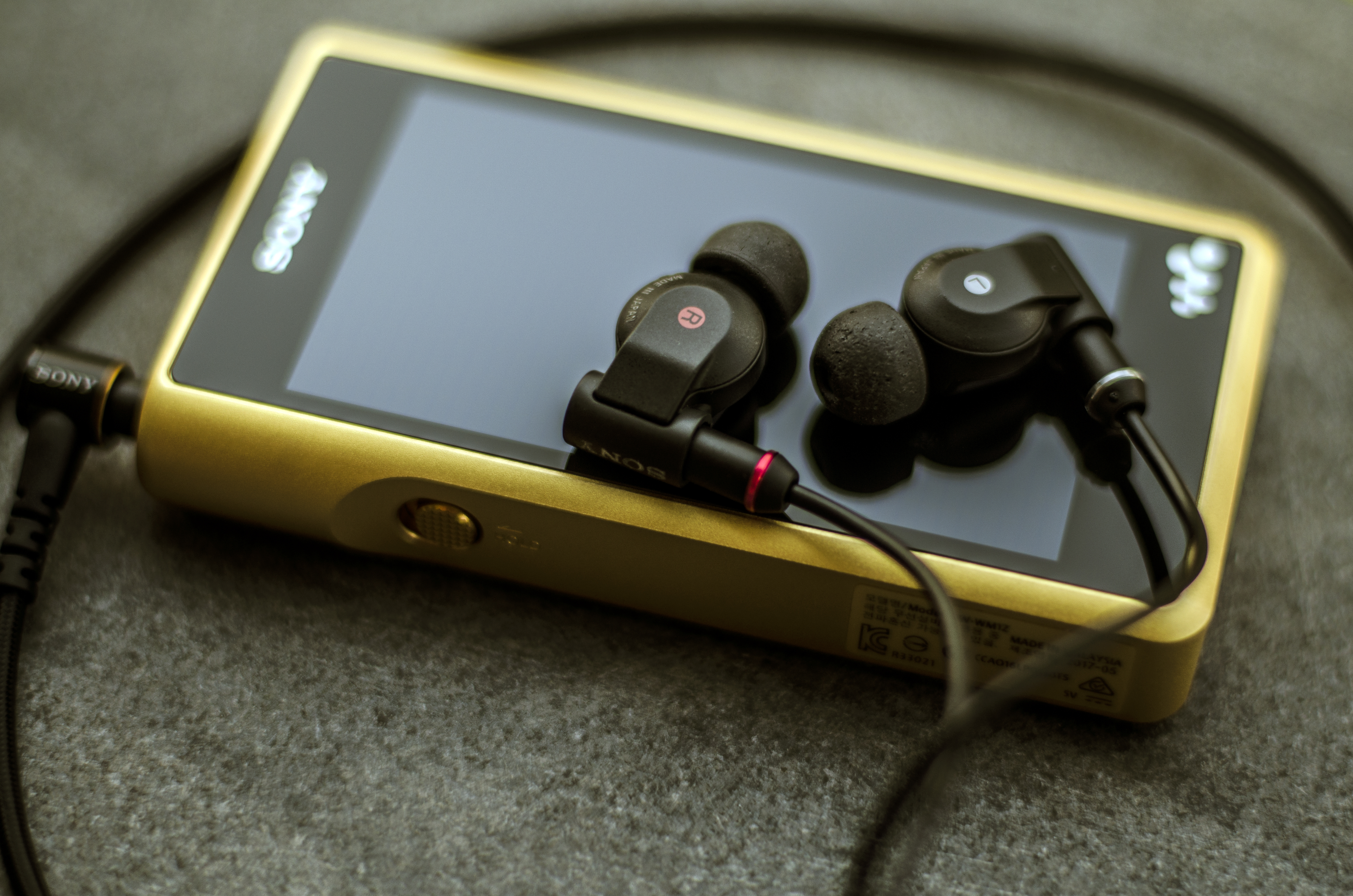 Three Brand New Earphones: Sony IER-Z1R, IER-M9 and IER-M7 Three Brand New Earphones: Sony IER-Z1R, IER-M9 and IER-M7