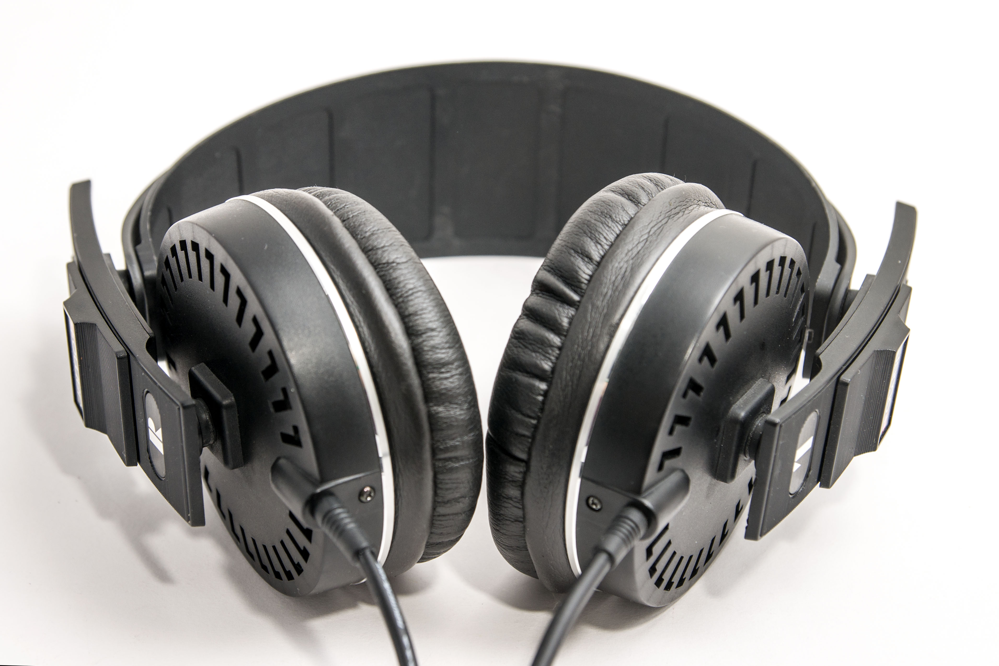 Pics Of Headphones Rules ONE PIC NO WORDS Page 476 Headphone 