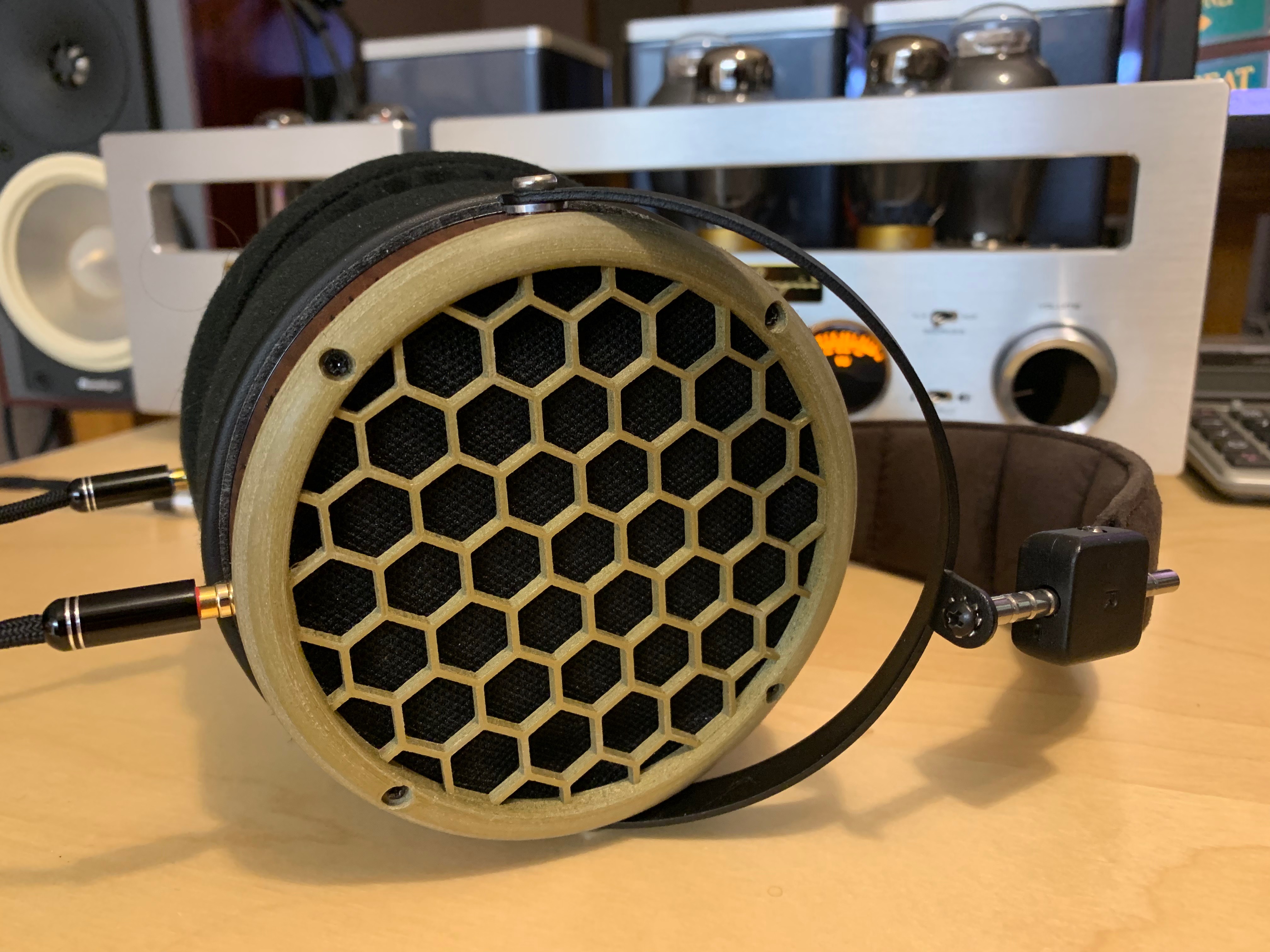 Monoprice Monolith M1060 and M560 Planar Headphones | Page 508 ...