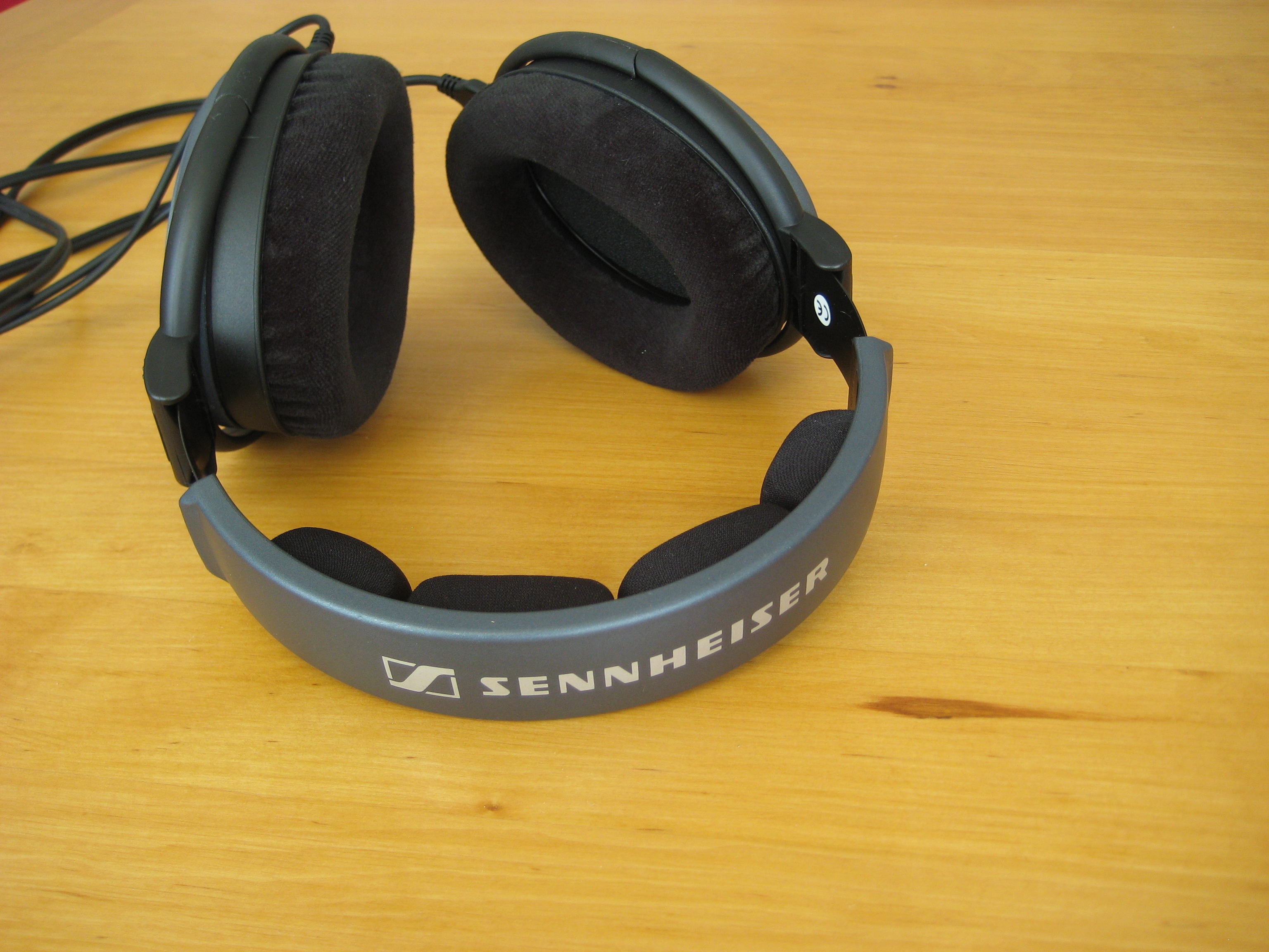 SOLD FS Sennheiser HD580 headphones - Thread Gallery | Headphone ...