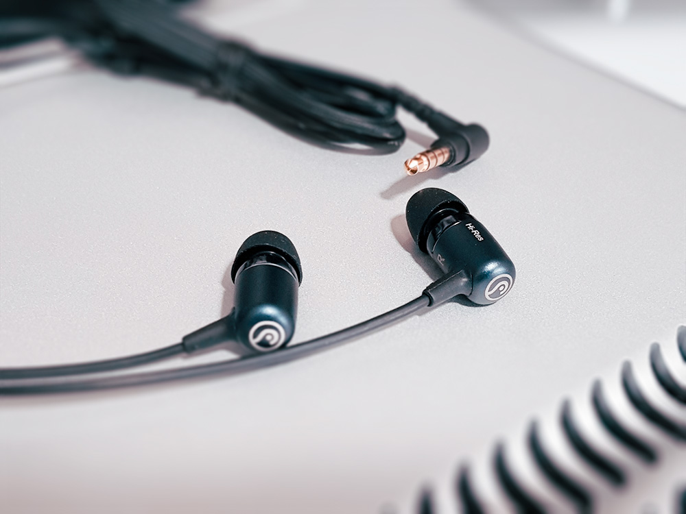 New: EarStudio HE100 High-Resolution Earphones | Headphone Reviews and ...