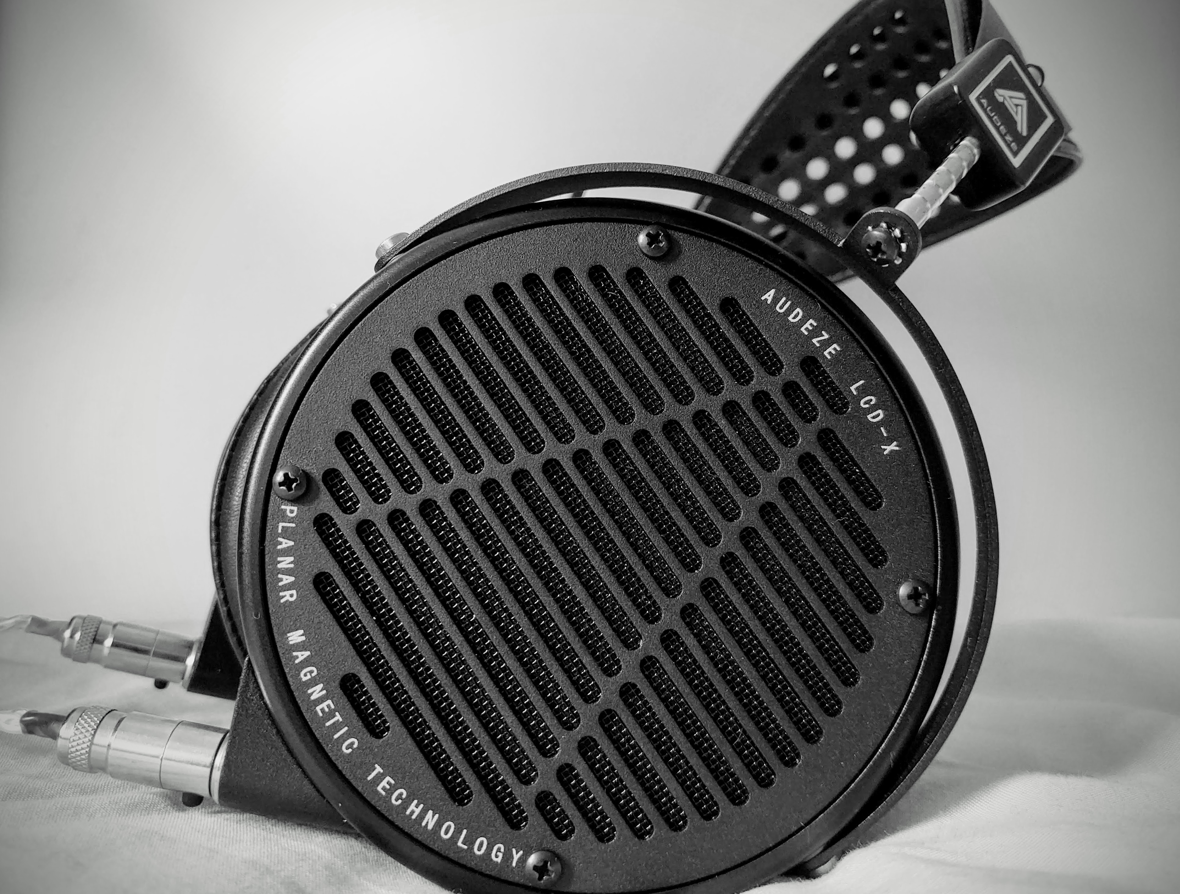 pics-of-headphones-rules-one-pic-no-words-page-571-headphone