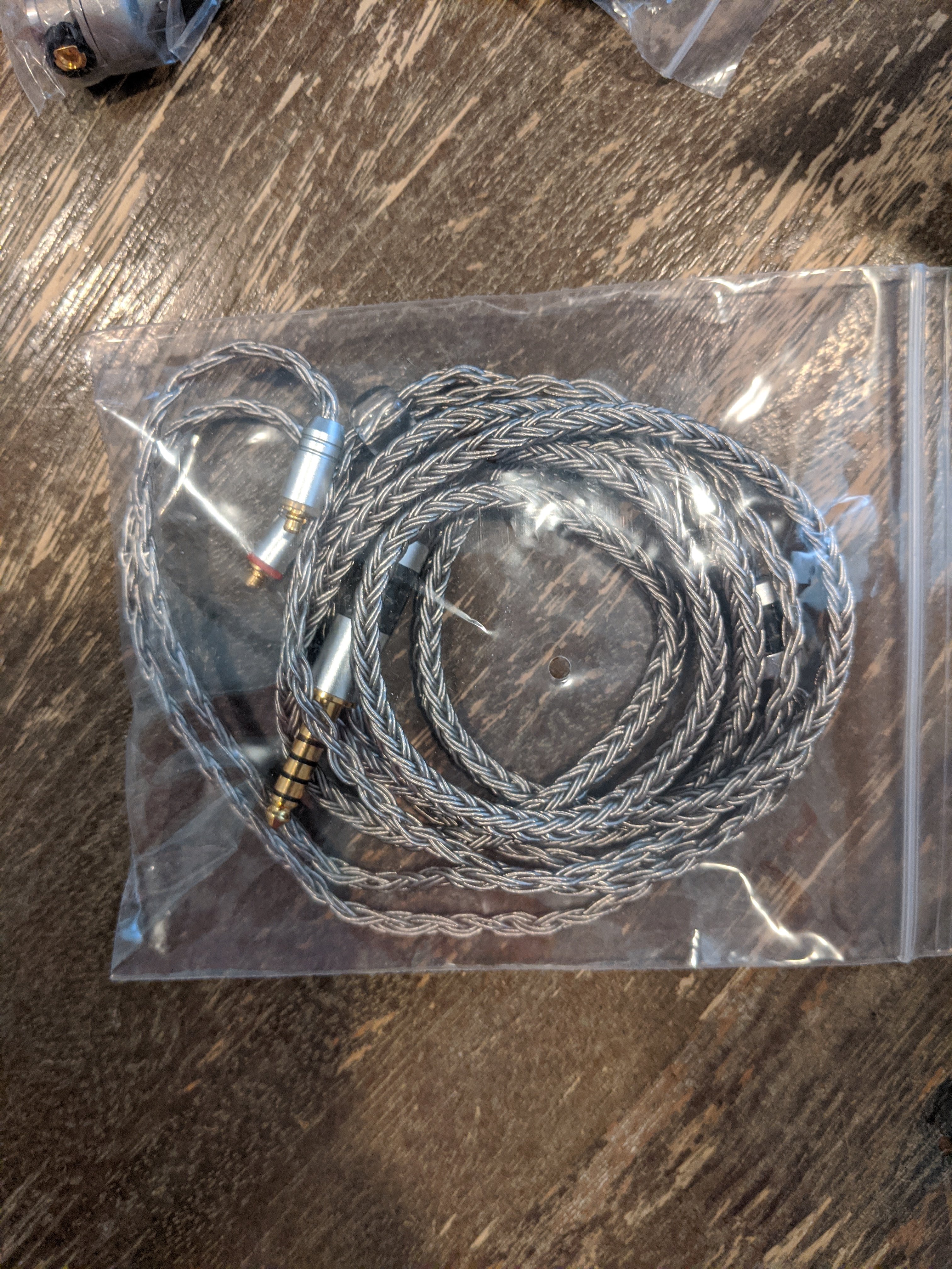 Linsoul Tripowin Zonie 16 Core Silver Plated Cable SPC Earphone Cable ...