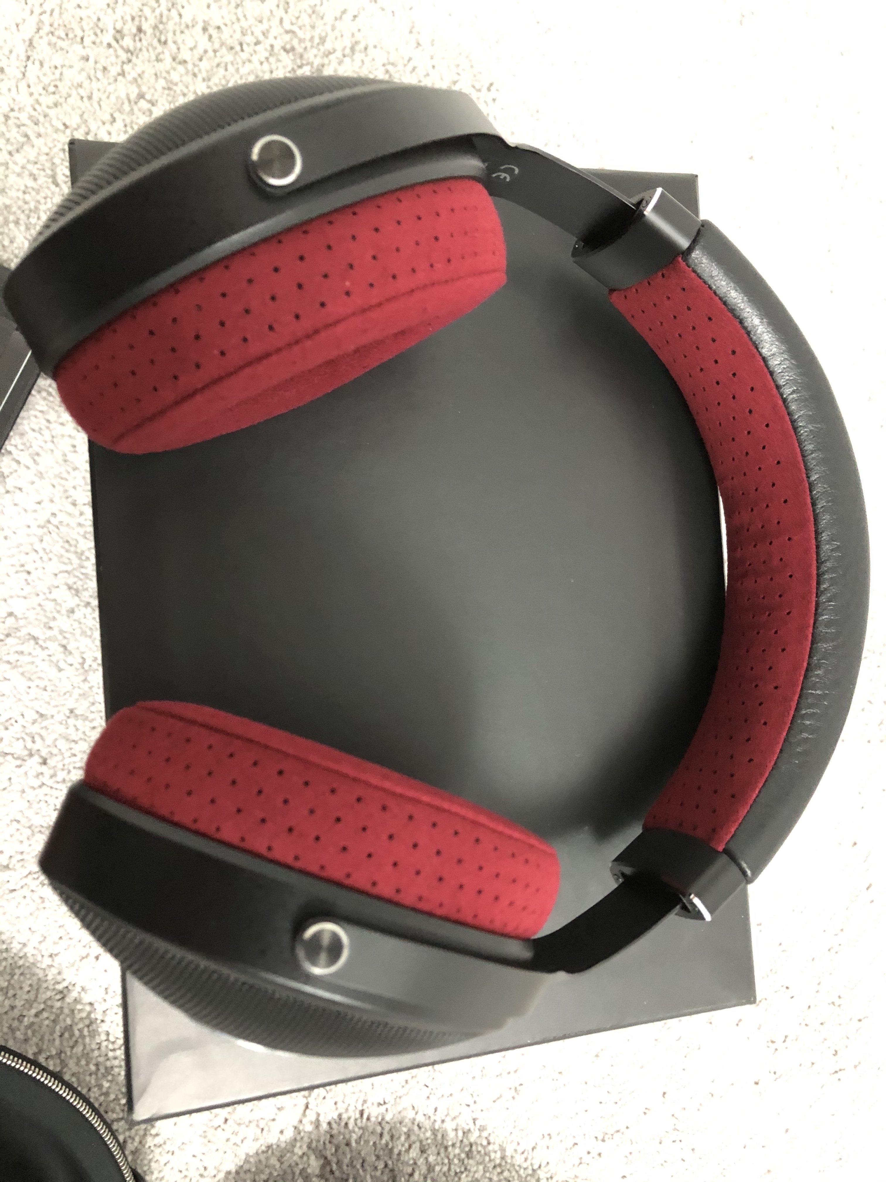 SOLD: Focal Clear Professional + Headband Cover - Thread Gallery ...