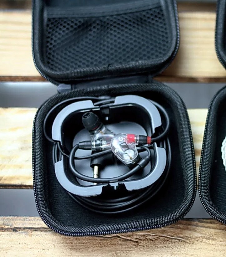 Sennheiser IE 400 pro review & comparison | Headphone Reviews and ...