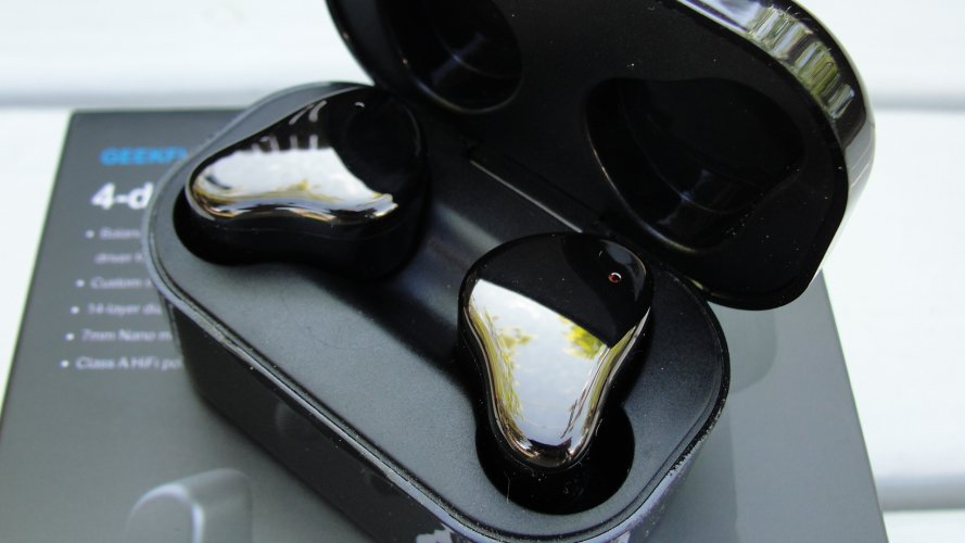 Geek Wold Discussion | Page 39 | Headphone Reviews and Discussion ...