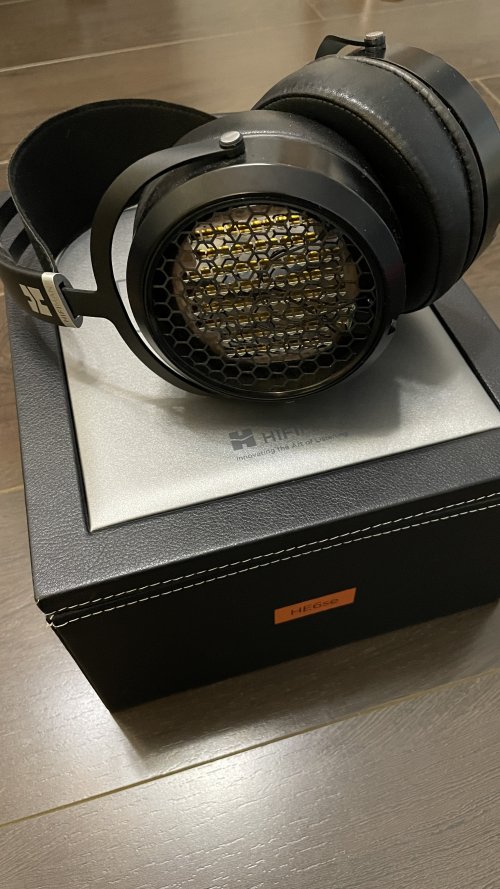 Closed: Hifiman HE6se w/extra pads and honeycomb grill | Headphone ...