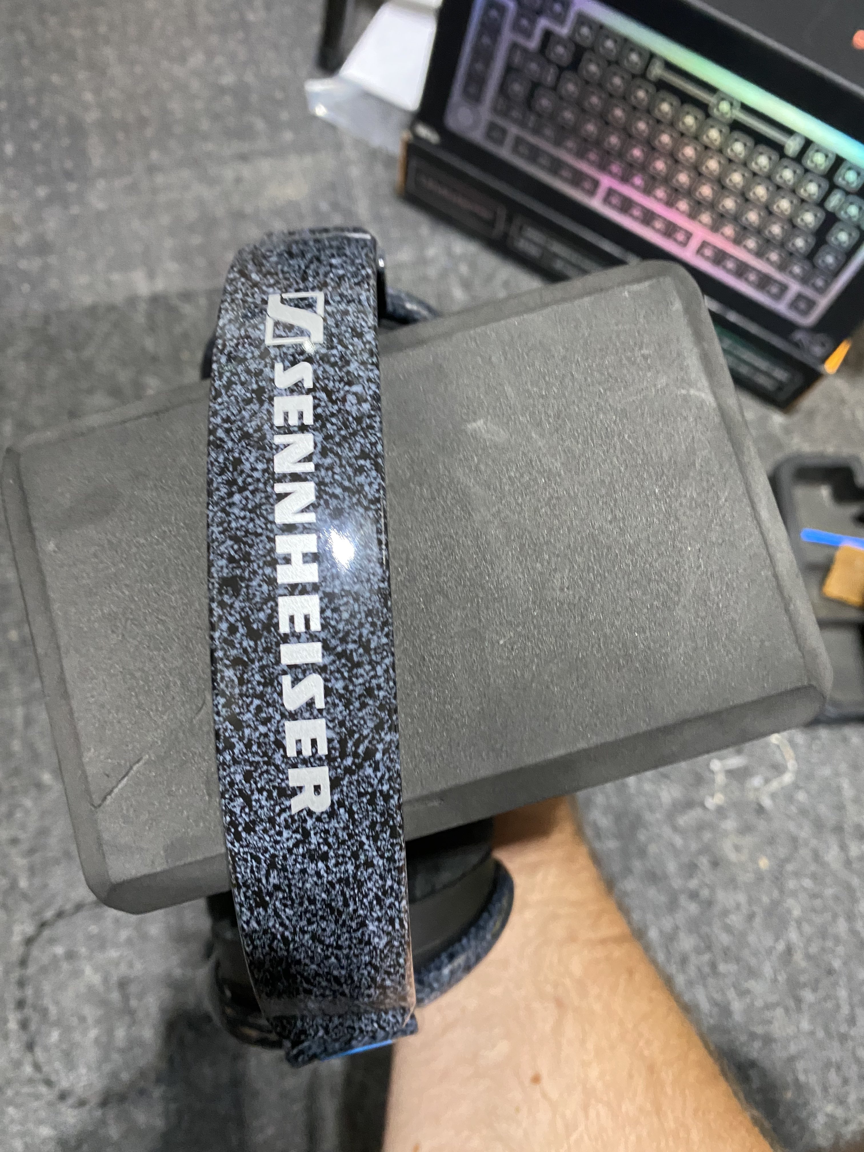 Closed: Sennheiser HD600 Marble | Headphone Reviews and Discussion ...