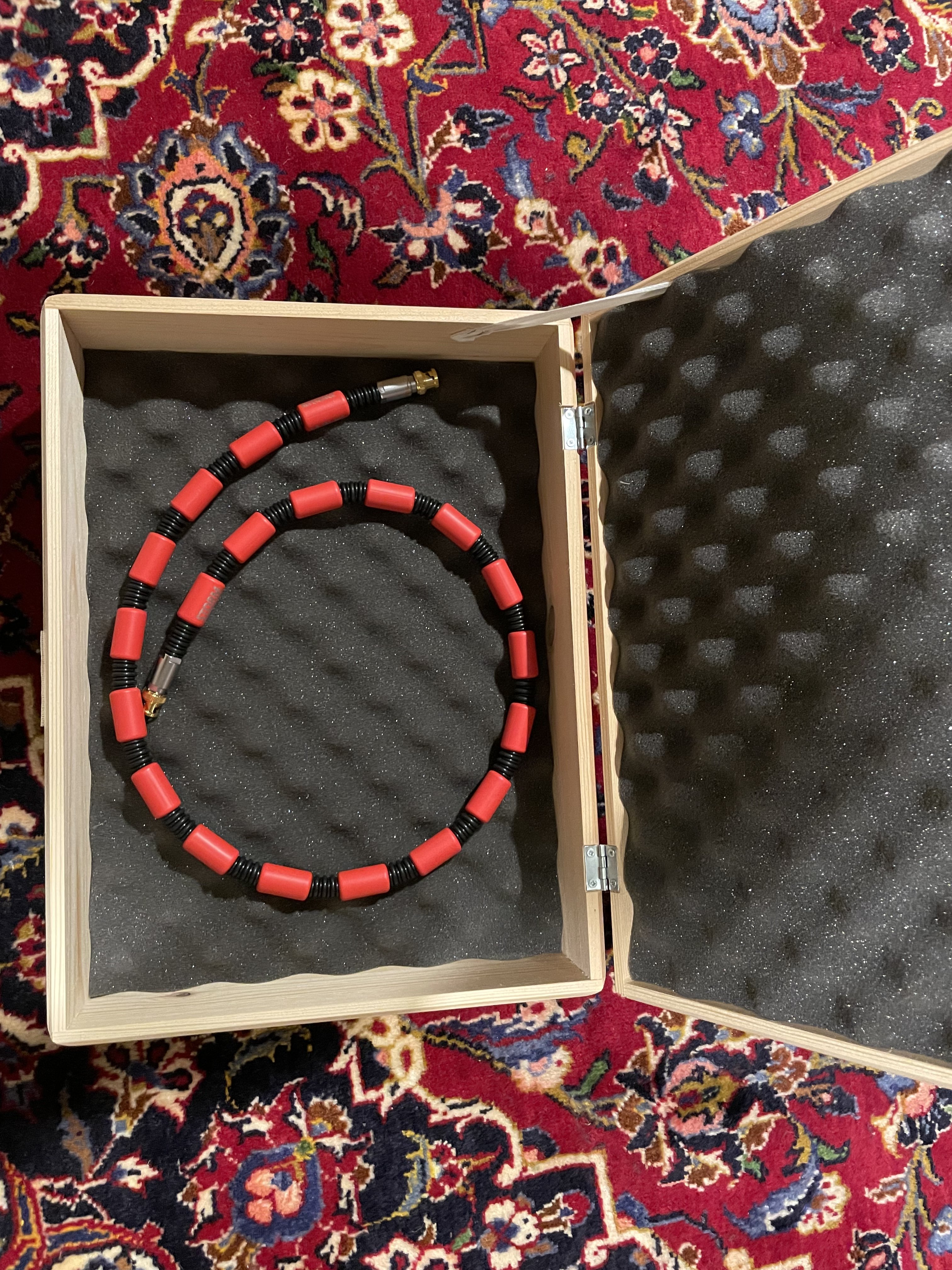 Sold: Wave High Fidelity 1m STORM Reference Dual data cables with ...