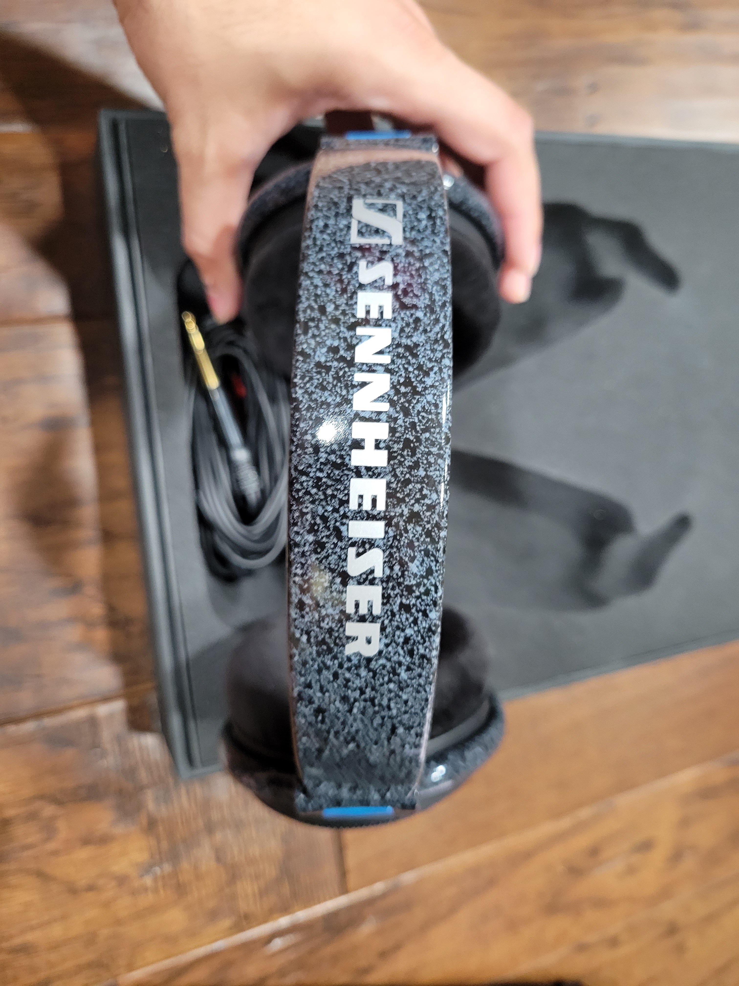 Sold: Sennheiser HD 600 Marble *MINT CONDITION* | Headphone Reviews and ...