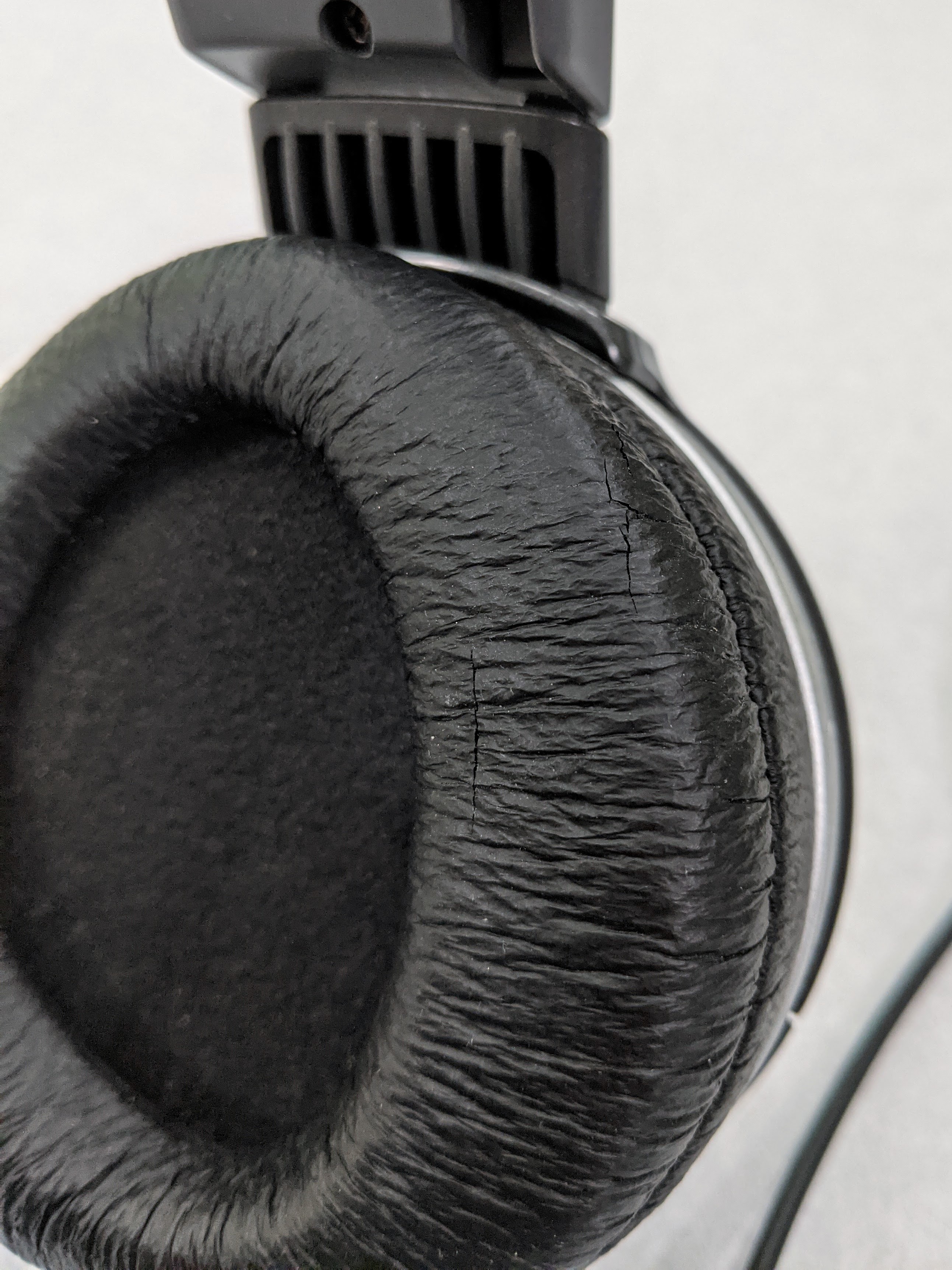 Sold: SOLD: Sony MDR-XD100 Headphones | Headphone Reviews and ...