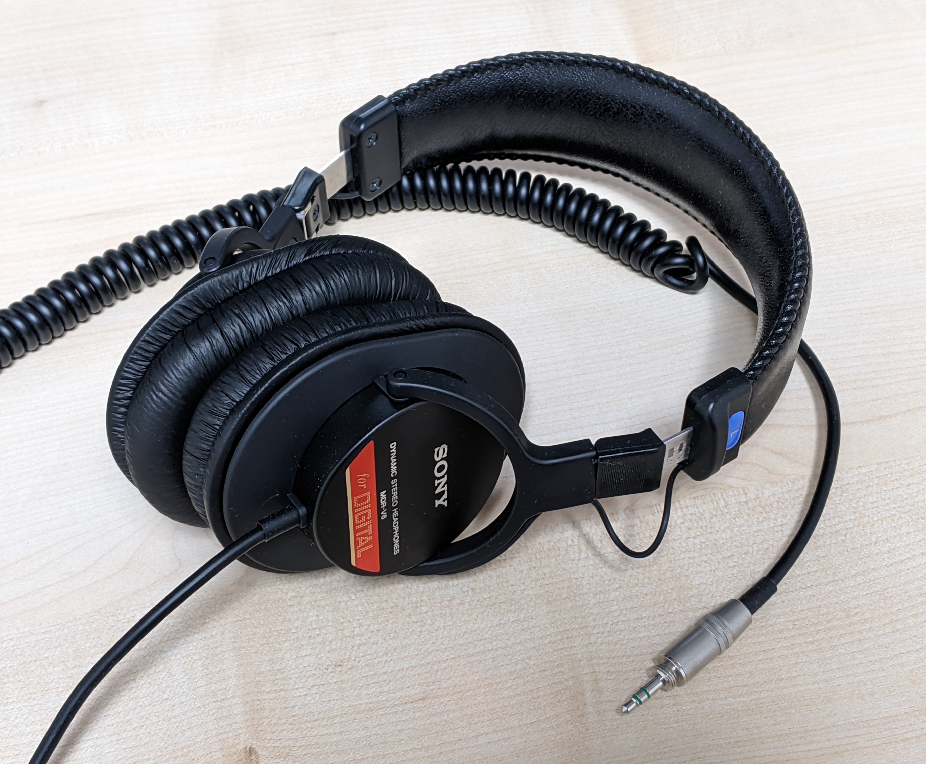 Closed: Sony MDR-V6 | Headphone Reviews and Discussion - Head-Fi.org