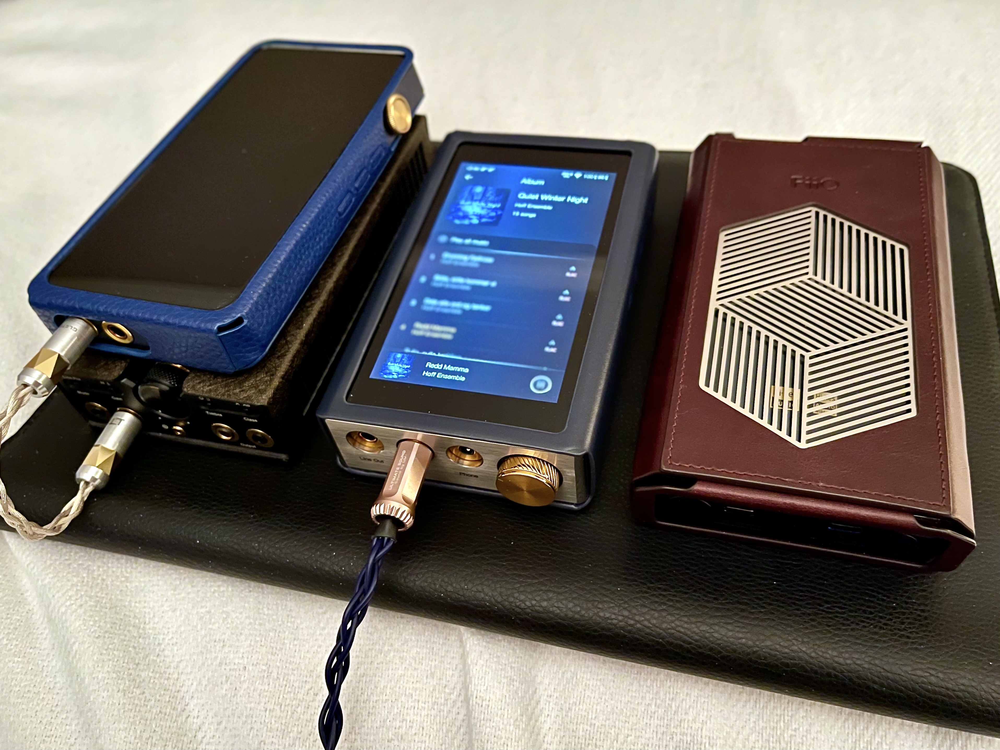 Cayin C9: Dual Nutube, Fully Balanced Class A/AB Portable HeadAmp ...