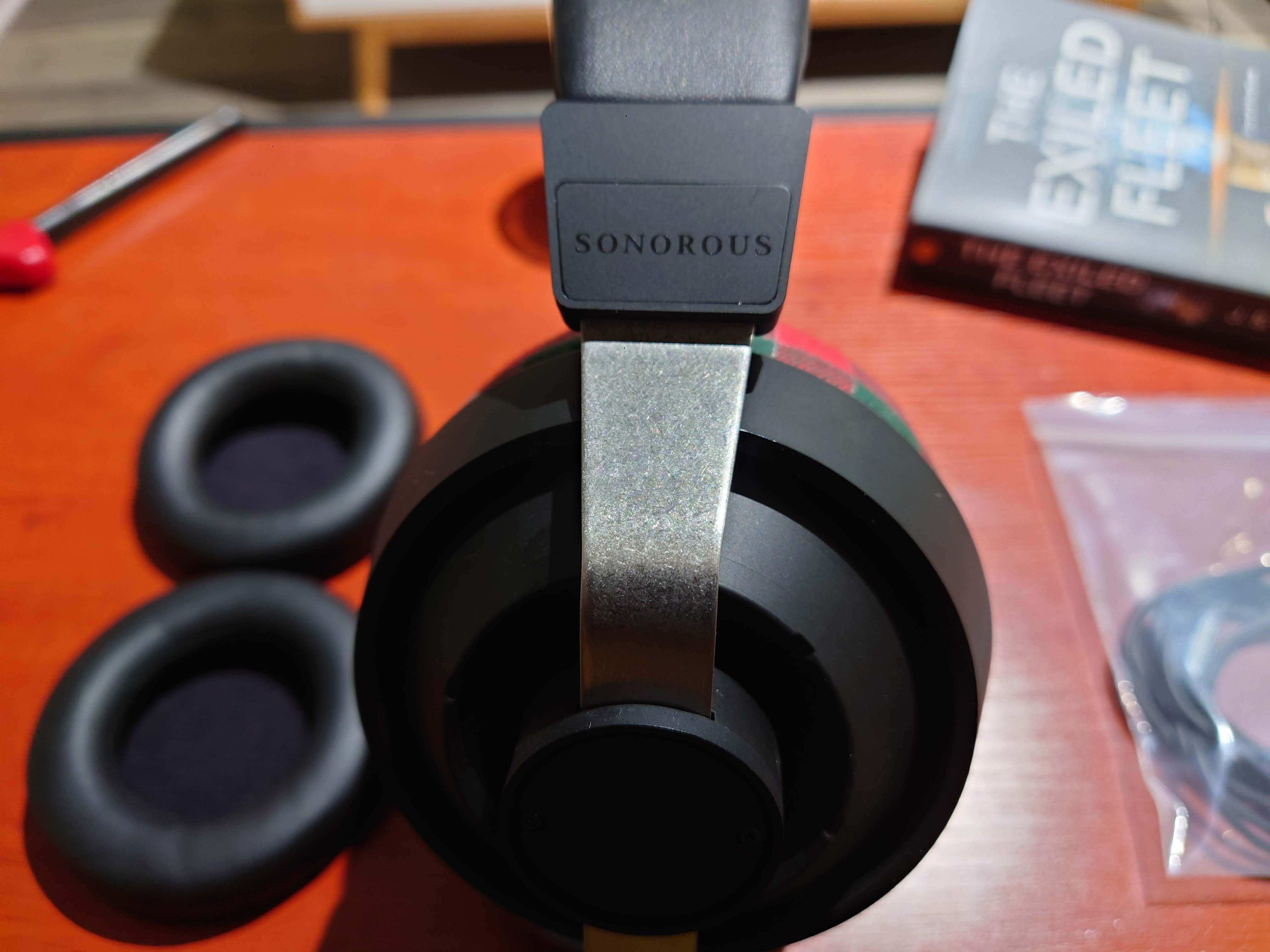 Closed: Final Audio Sonorous IV w/ Dekoni Special Edition Holiday Pads | Headphone Reviews and ...