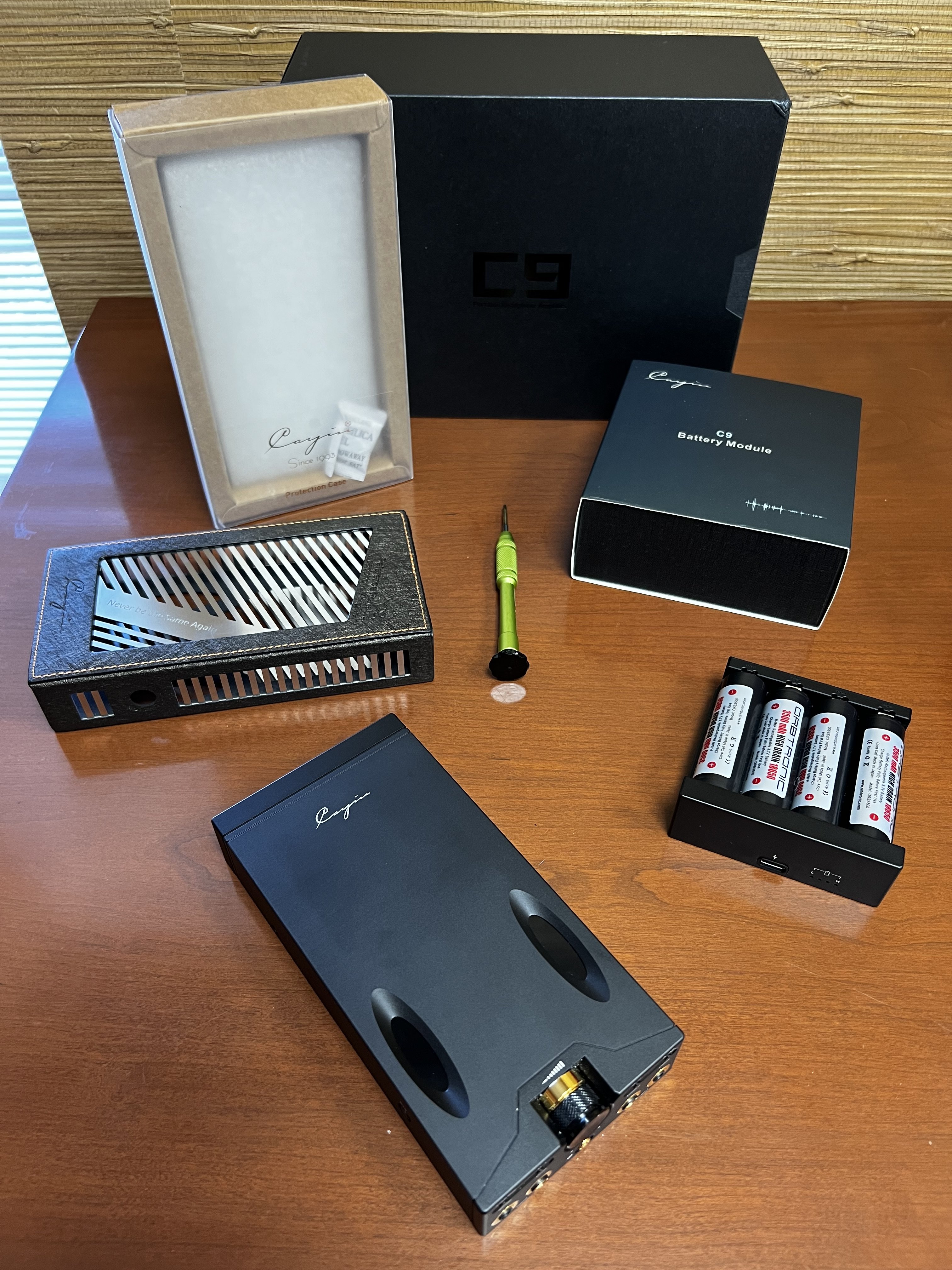 Closed: Cayin C9 combo - case/battery tray/extra batteries | Headphone ...