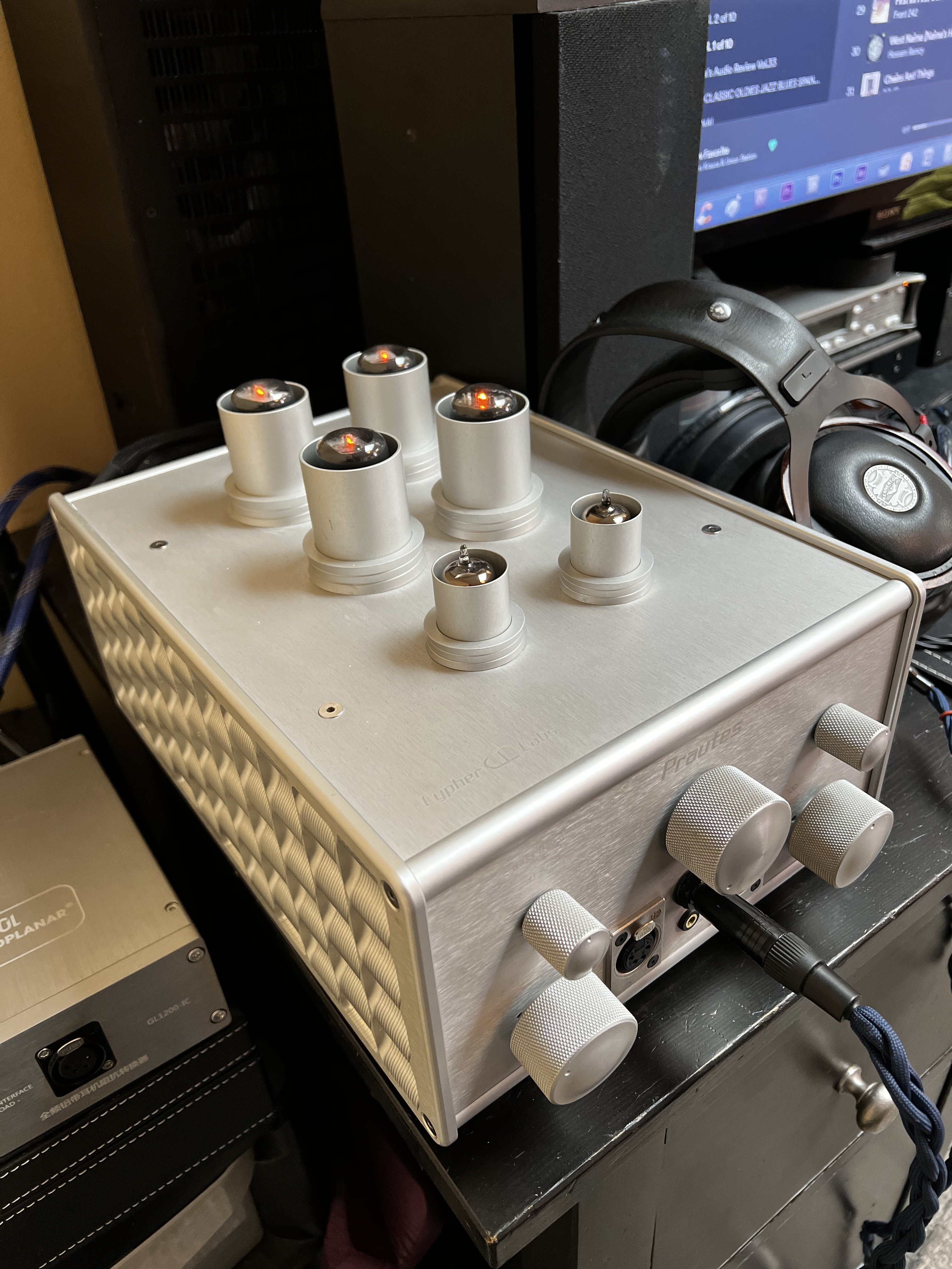 Pics of Headphones... Rules: ONE PIC. NO WORDS! | Page 666 | Headphone ...