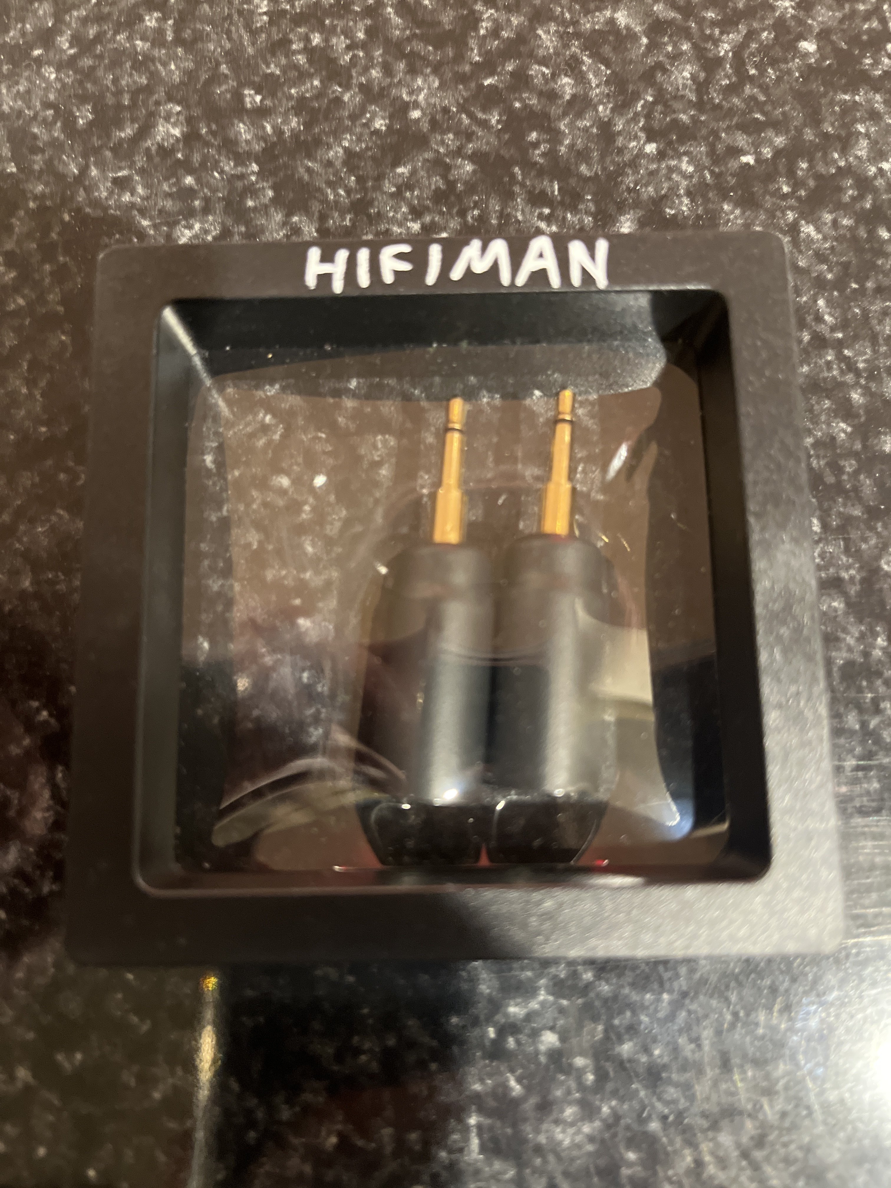 Closed: Affinity Adapters 1266 cable to 2.5 m Hifiman headphones ...