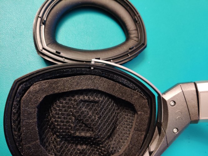 Sold: Sennheiser HD700 with Modhouse mod | Headphone Reviews and ...