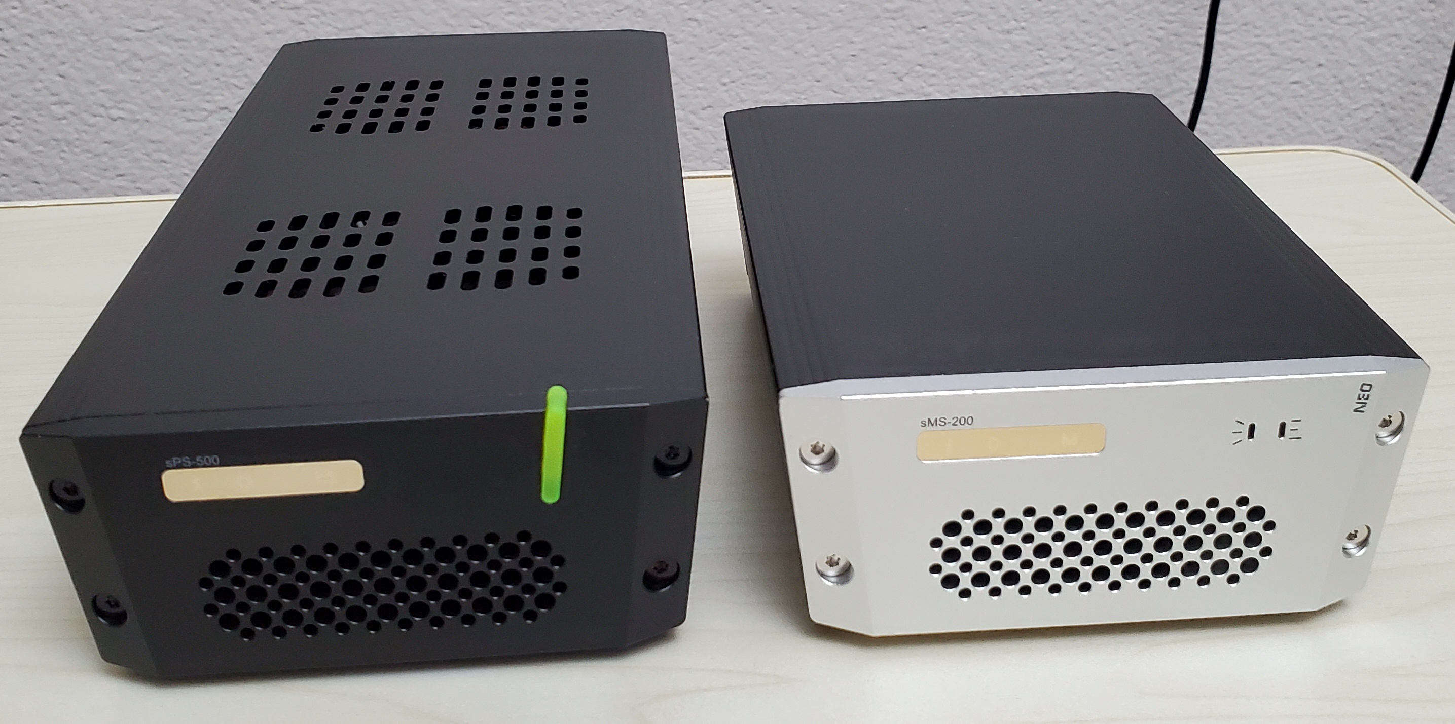 Sold: SOTM SMS-200 Neo Streamer + SOTM SPS-500 Power Supply | 8 Months ...