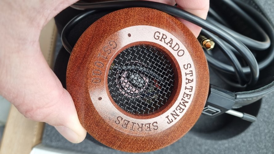 Closed: SOLD Grado GS1000i (mint, incl spare G-cush) | Headphone ...