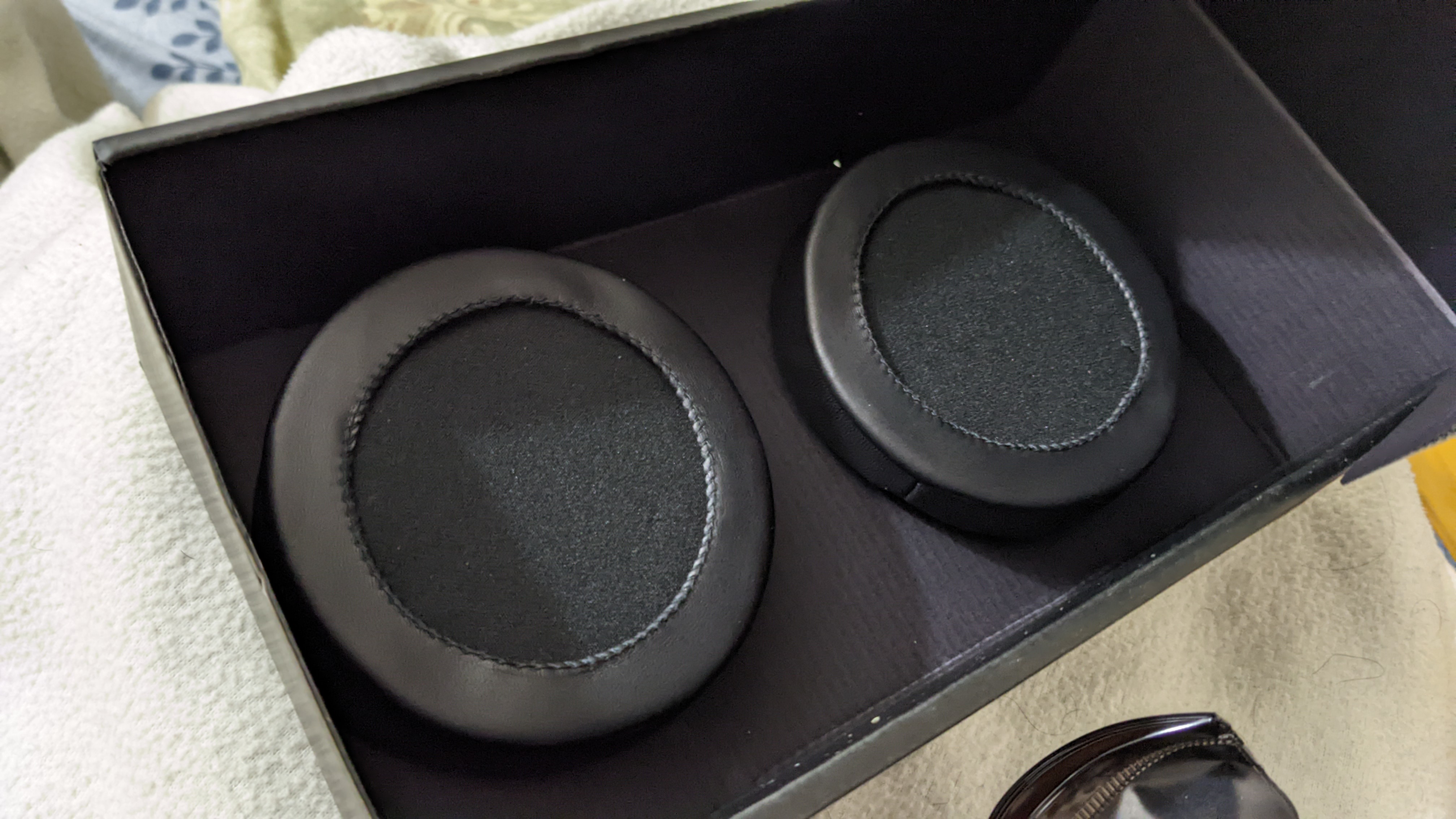 Closed: ZMF Ori Lambskin Pads (10 days old, used for 10 minutes) - MINT ...