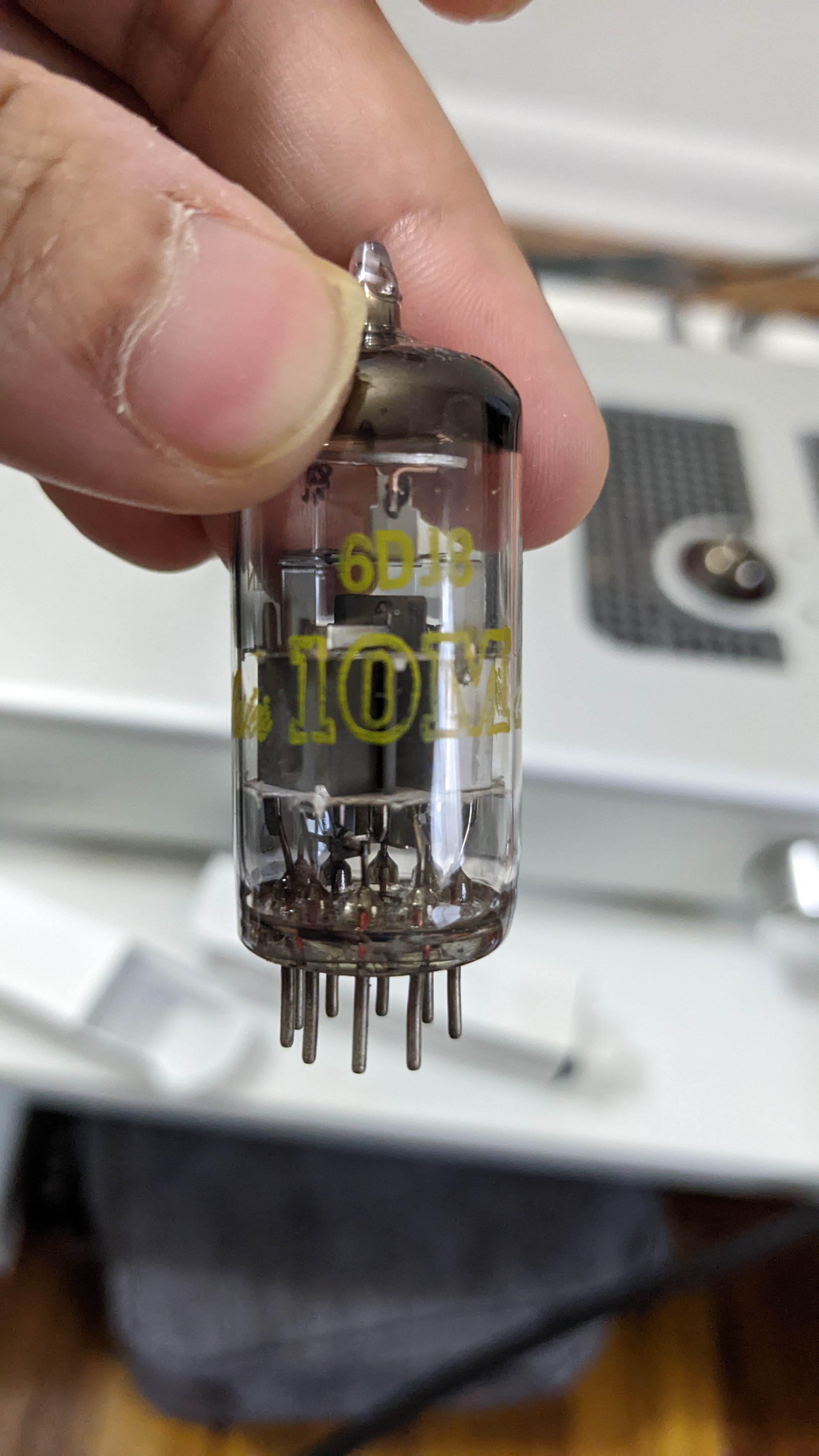 Closed: Mullard 10M Series 6922 / 6dj8 / ECC88 Gold Pins, made in Great ...