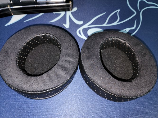 Closed: ZMF Universal pads; Hybrid (suede/lamb, perforated) | Headphone ...