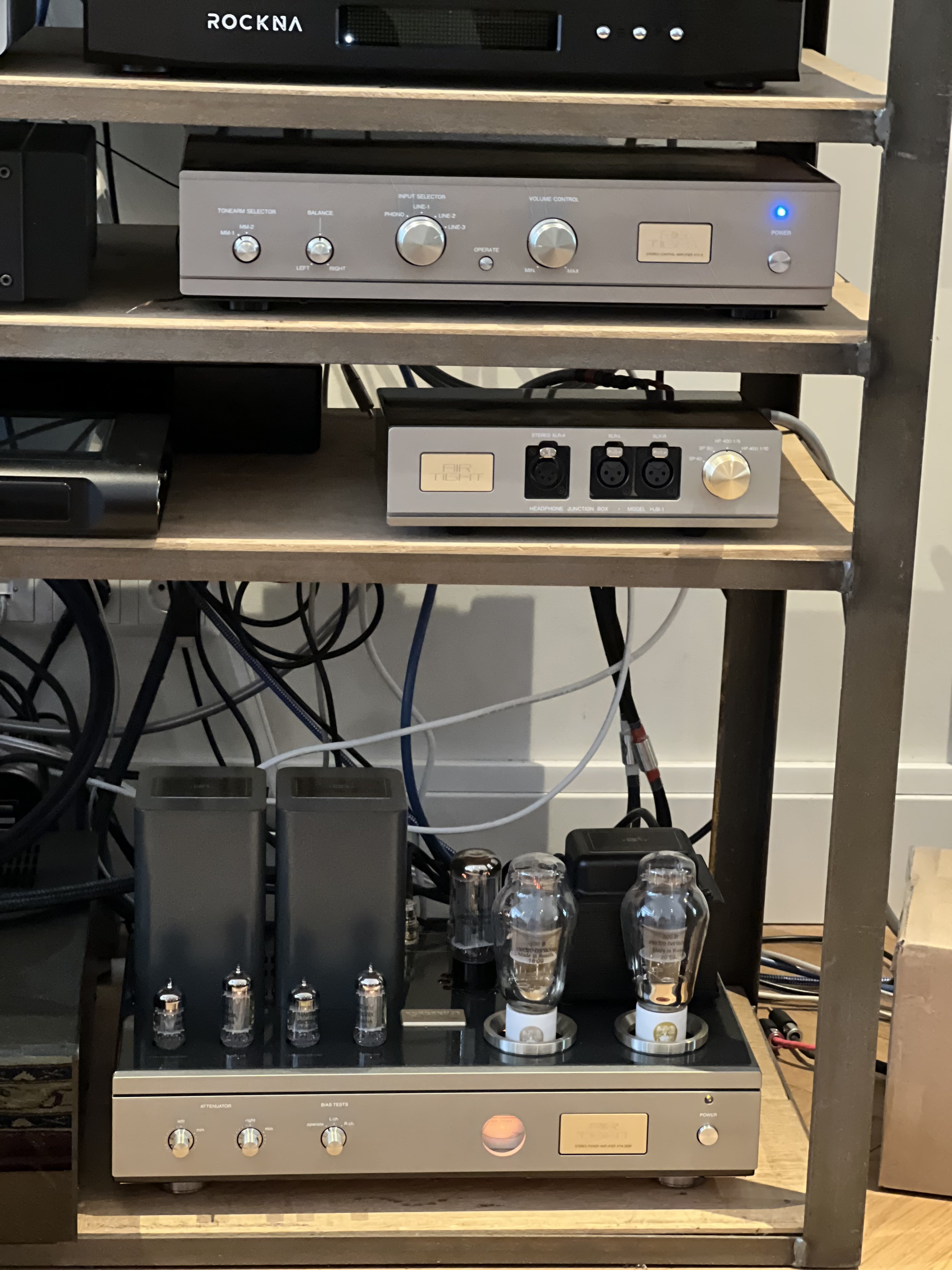 Riviera AIC-10 headphones & speakers amplifier | Headphone Reviews and ...