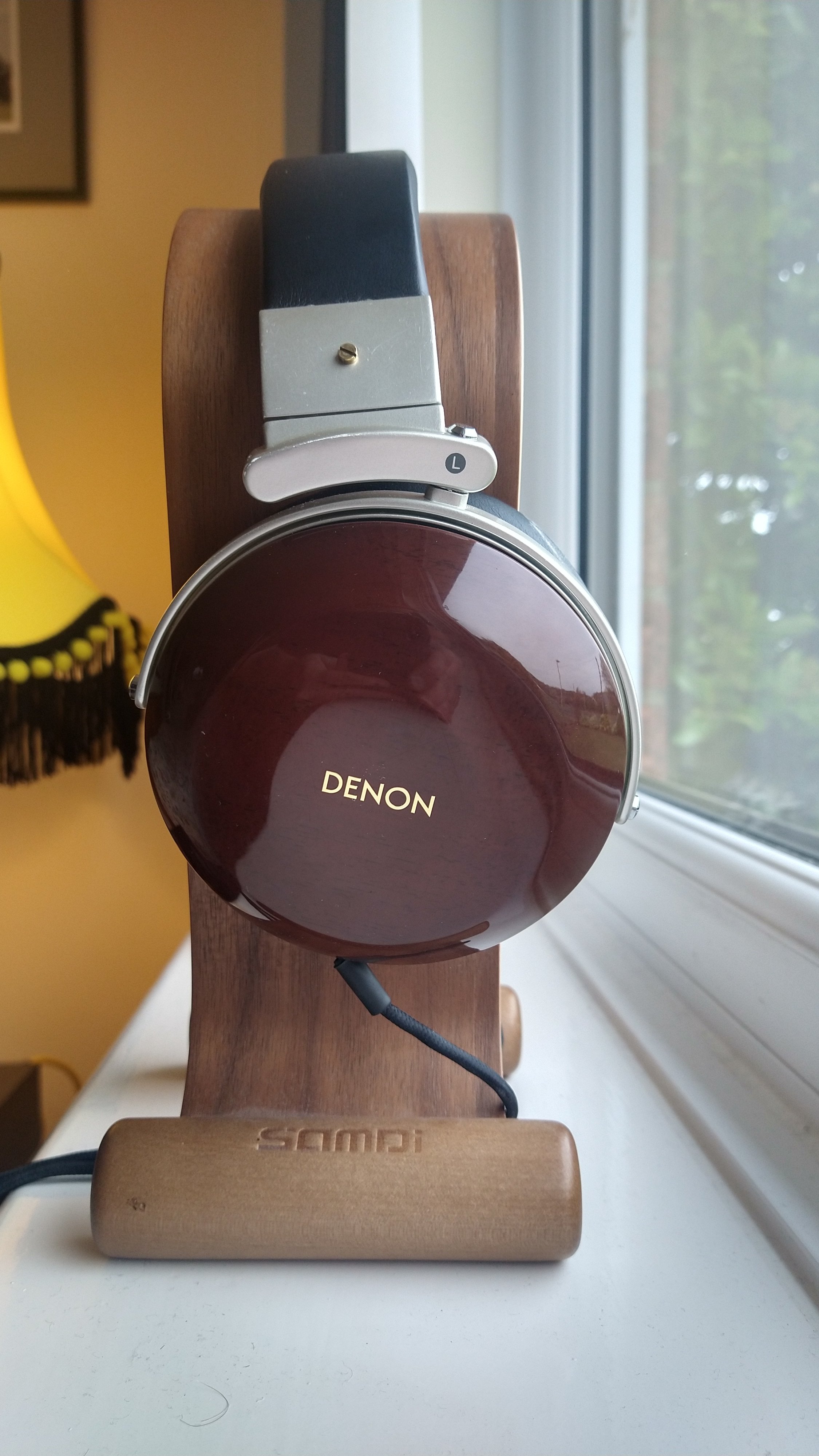 Closed: Denon AH-D7000 Over-Ear Headphones | Headphone Reviews and ...
