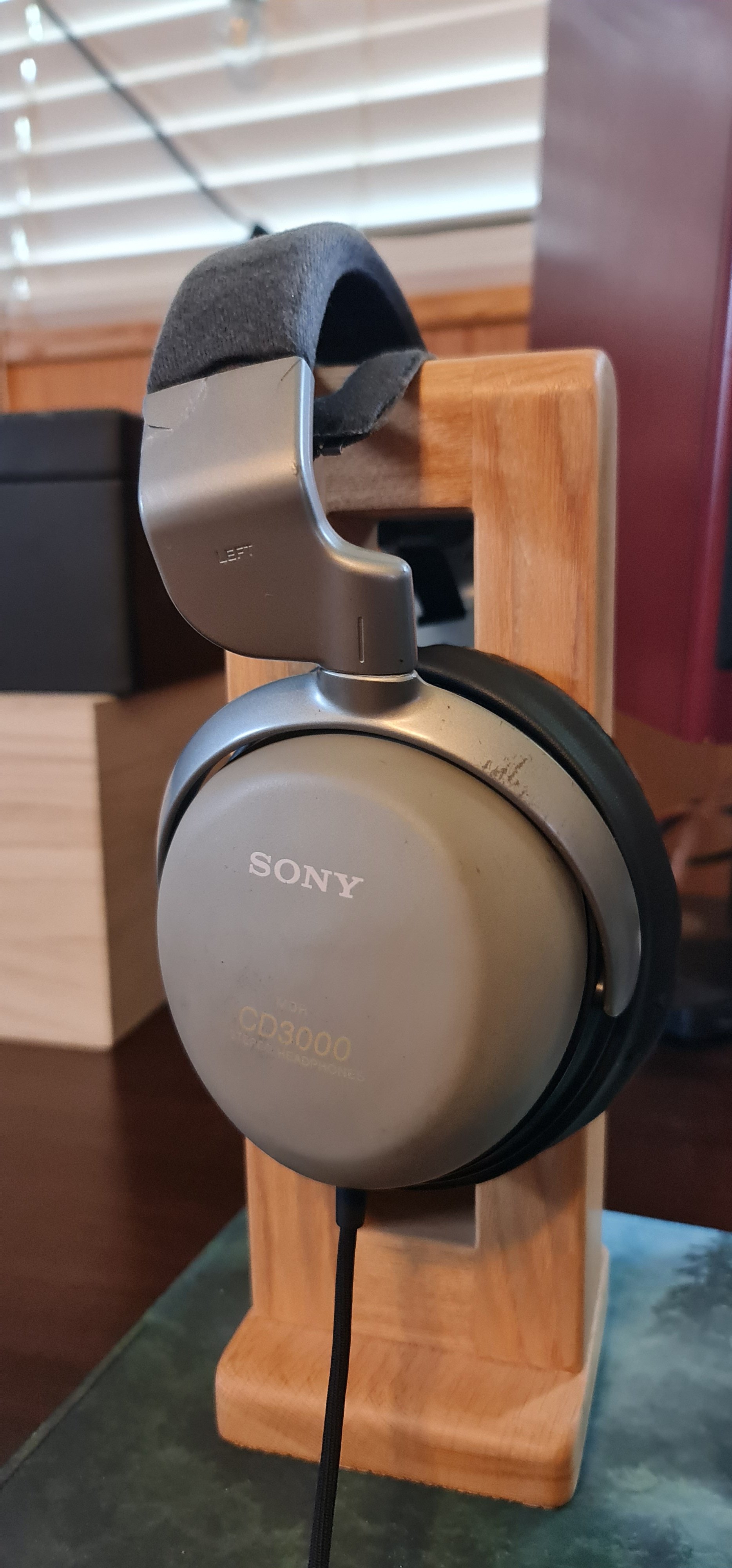 Closed: Sony MDR-CD3000 | Headphone Reviews and Discussion - Head-Fi.org