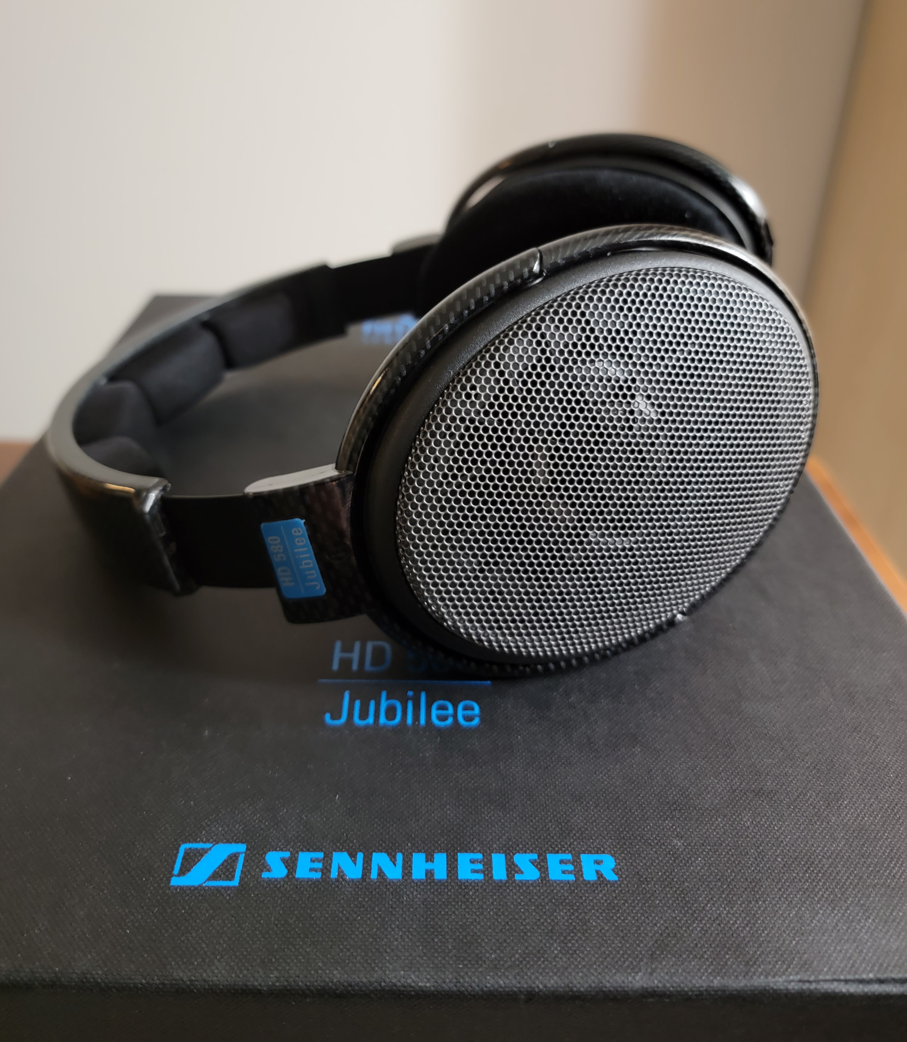 Sold: Sennheiser HD580 Jubilee | Headphone Reviews and Discussion ...