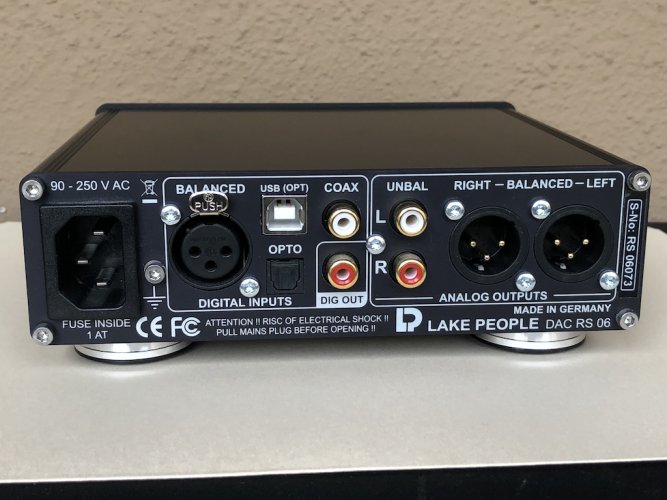 Closed: Lake People DAC RS 06 (RS06, Violectric) | Headphone Reviews ...