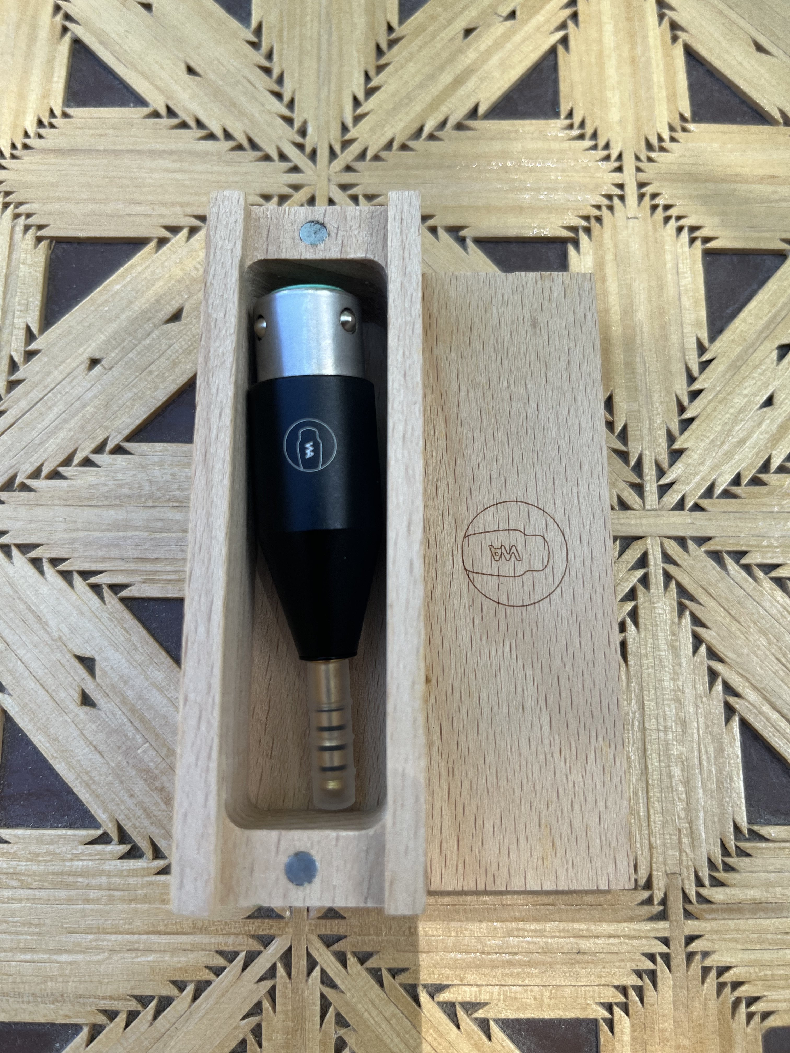 Sold: Woo Audio Balanced 4-pin XLR to 4.4mm Pentaconn Adapter ...