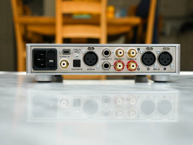 Closed: Grace Design M920 DAC / Headphone Amplifier With Remote - Mint ...