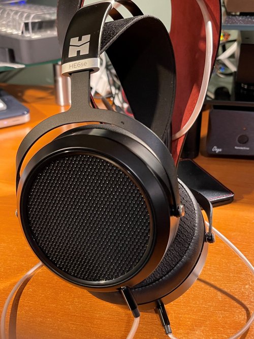 Sold: Hifiman HE6SE V1 Planar Magnetic Headphones - 2 months old ...