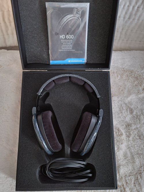 Sold: Sennheiser HD 600 Marble Made in Ireland | Headphone Reviews and ...