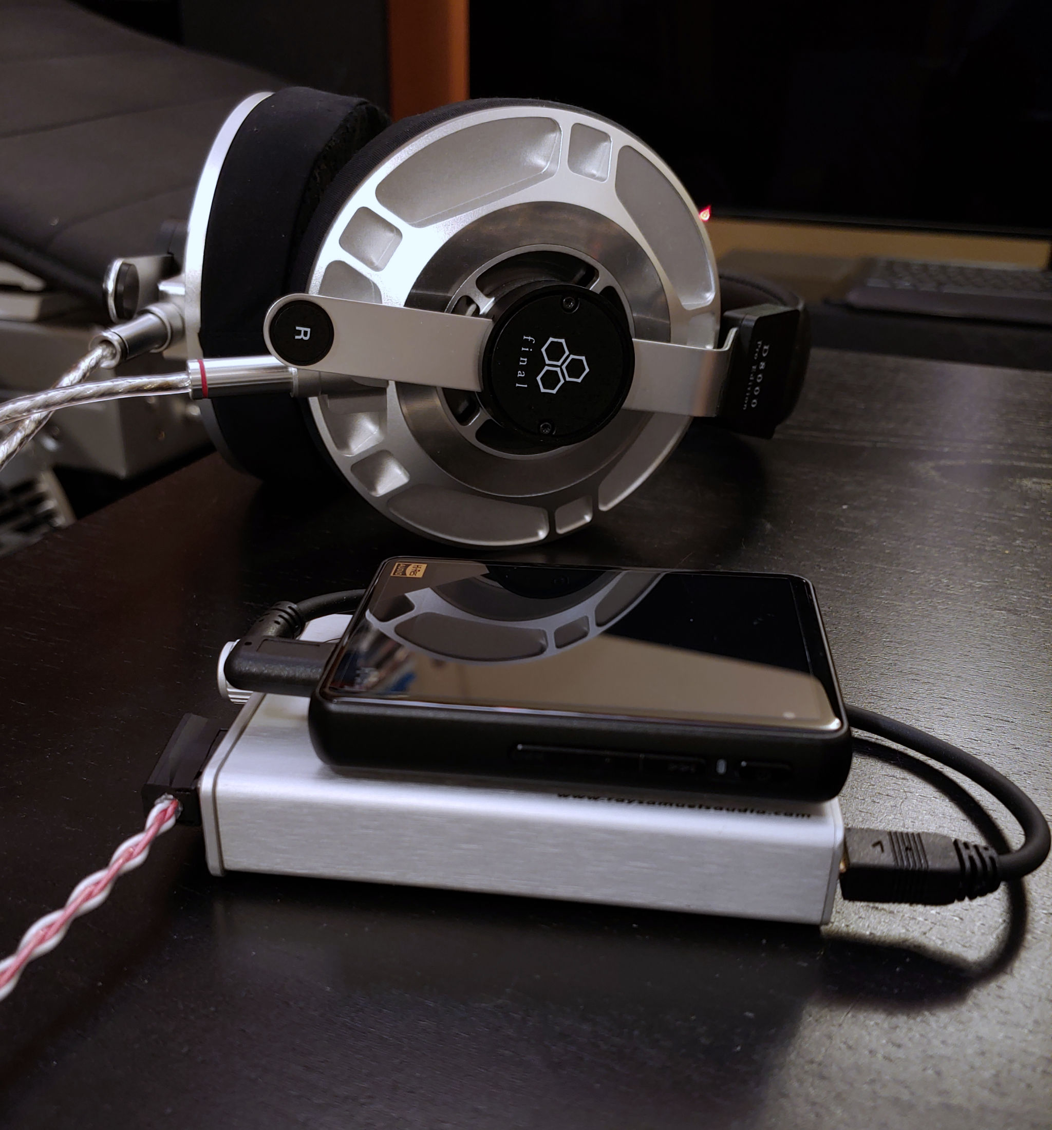 Final Audio D8000 Planar Magnetic Headphone | Headphone Reviews and ...