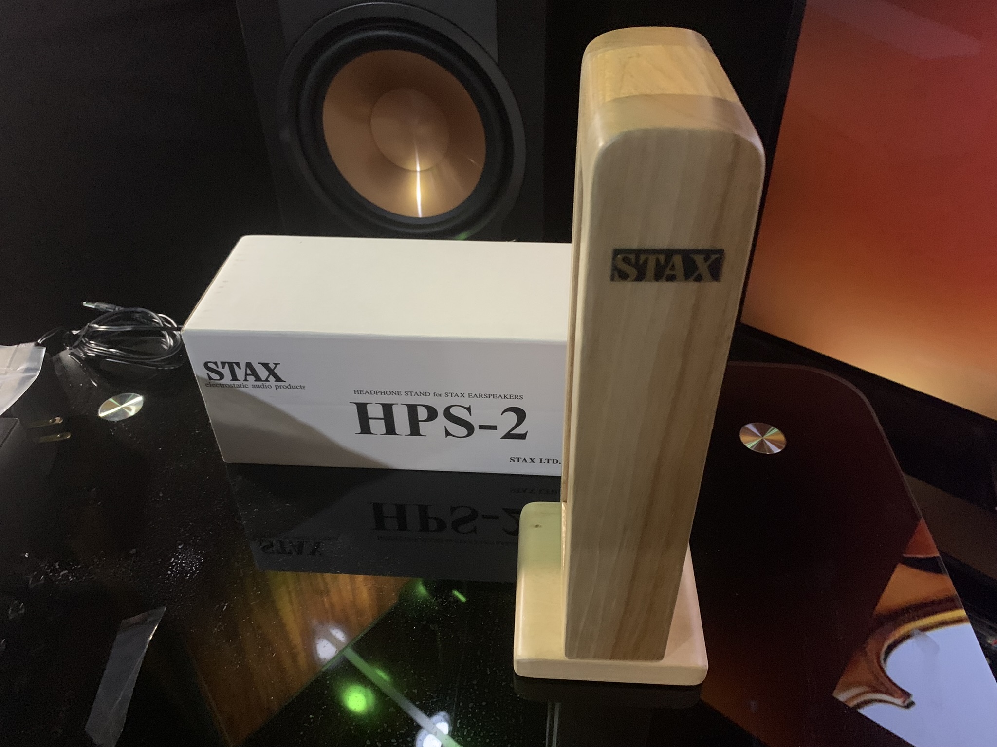 Sold: Stax Earspeaker Stand Hps-2 - authentic Stax headphone stand ...