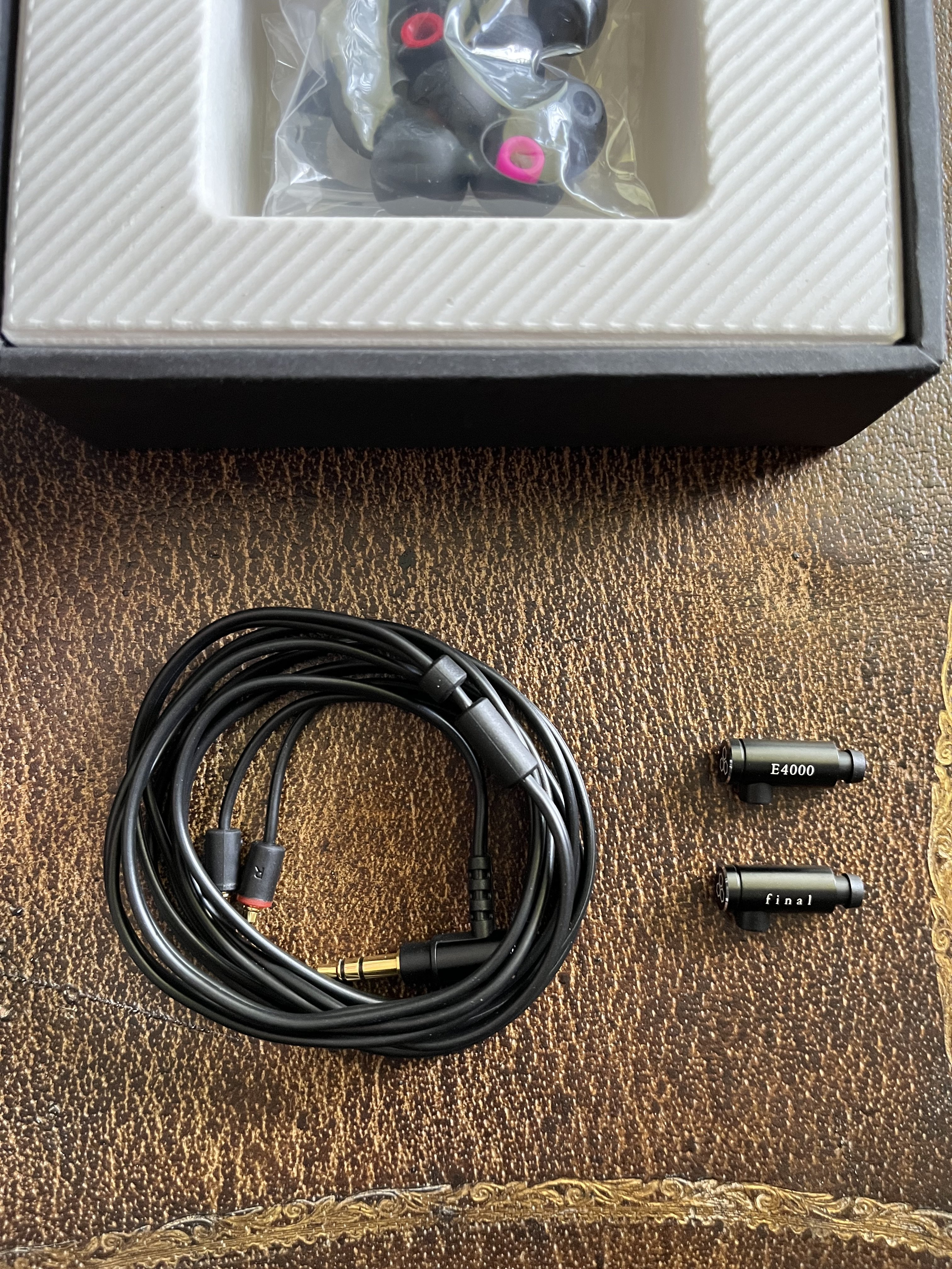 Sold: Final E4000 [SOLD] | Headphone Reviews and Discussion - Head-Fi.org
