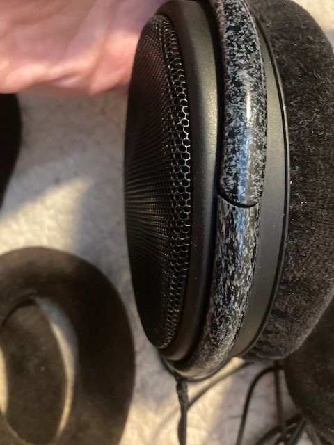 Closed: HD600 Kitchen Countertop (Marble) | Headphone Reviews and ...