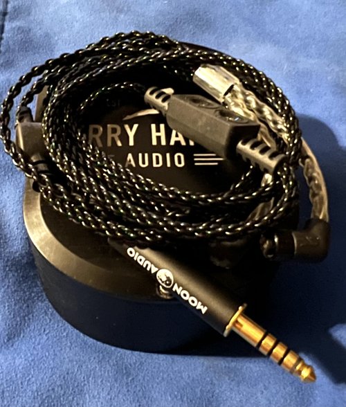 Sold: Jerry Harvey stock 4 pin 4.4 Moon Audio | Headphone Reviews and ...