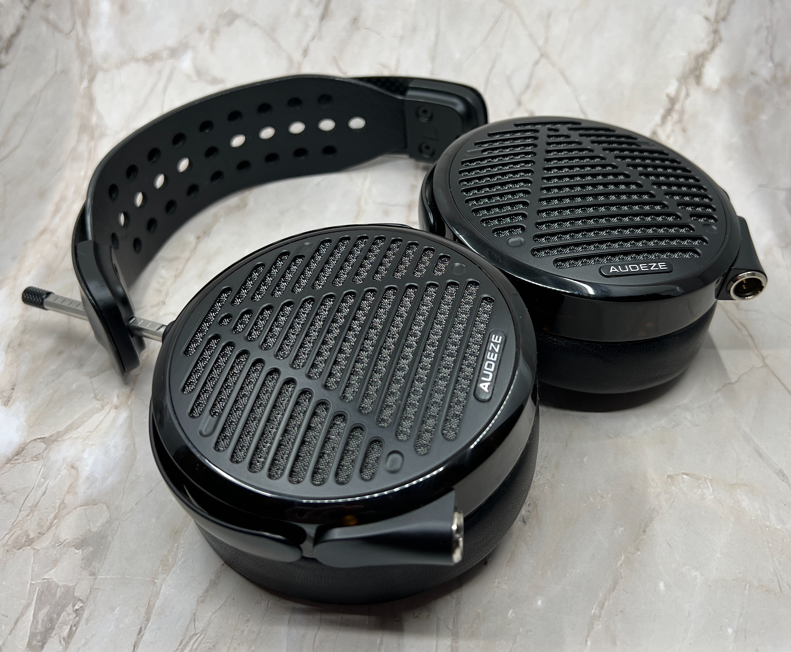 Sold: Audeze LCD5 | Headphone Reviews and Discussion - Head-Fi.org