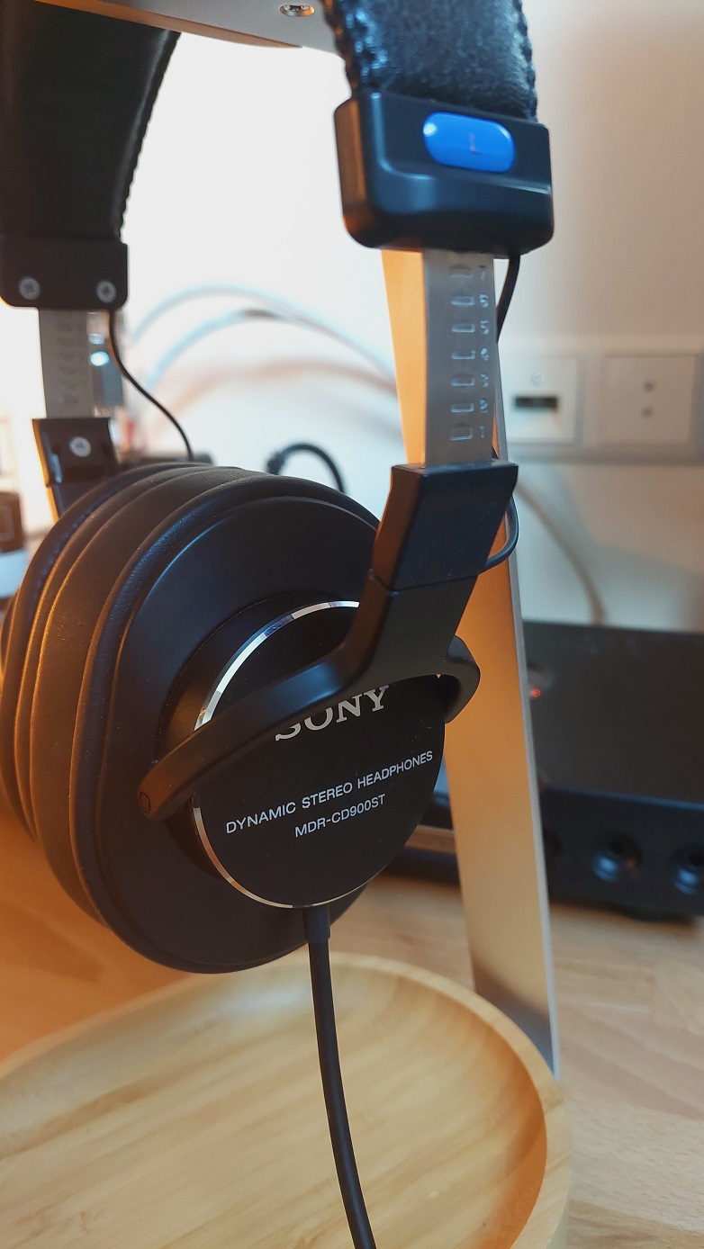 Sold: Sony MDR-CD900ST and extra earpads | Headphone Reviews and ...