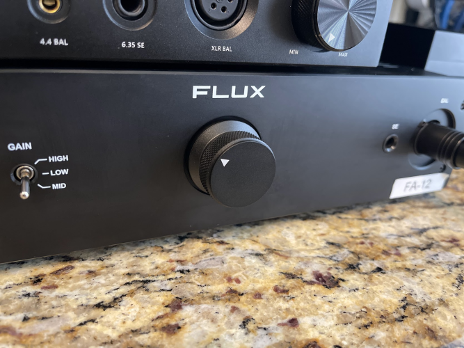 Flux Lab Acoustics FA-10, FA-10 Pro, FA-12, FCN-10 & FA-12s Amplifiers ...