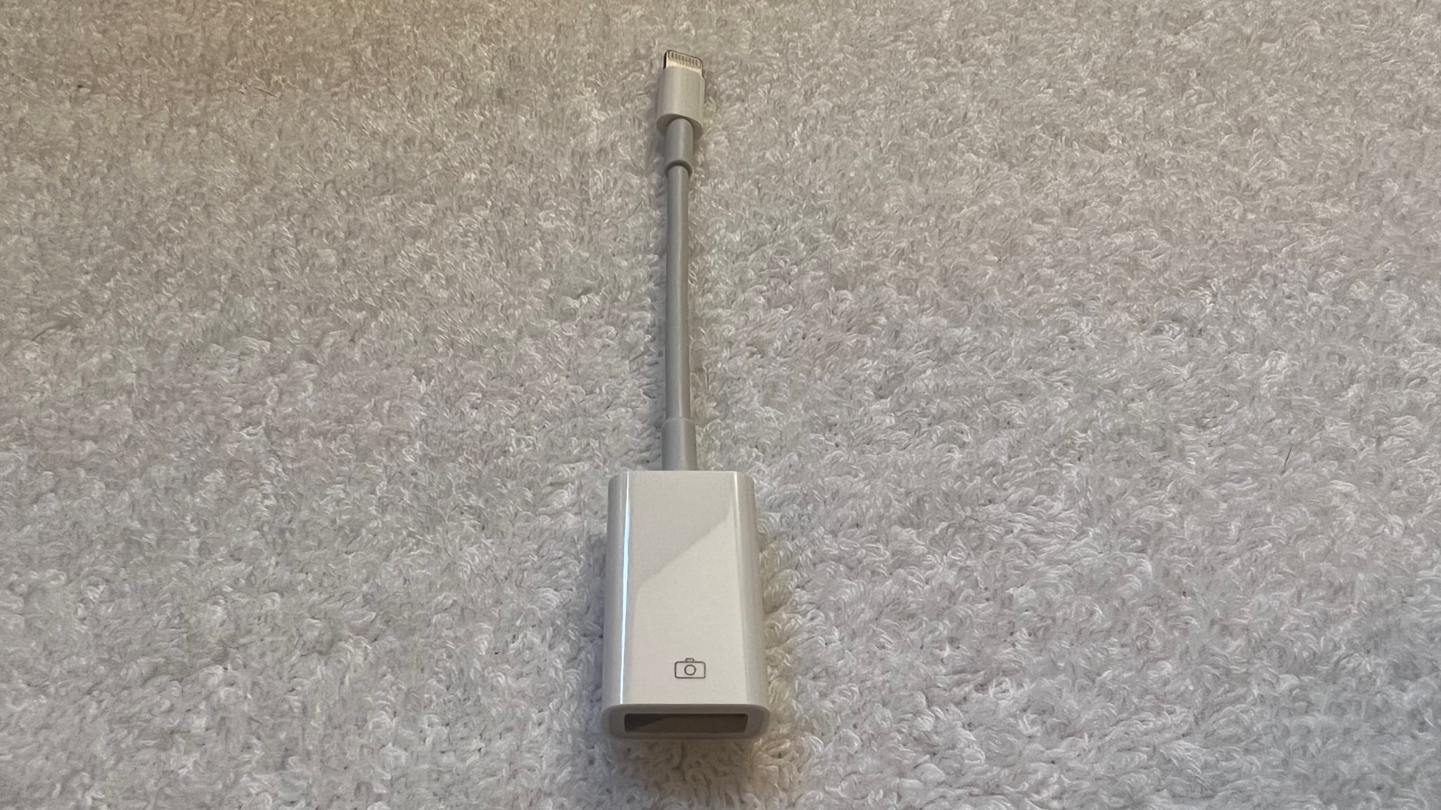 Sold: Apple Camera/DAC Adapter | Headphone Reviews and Discussion ...