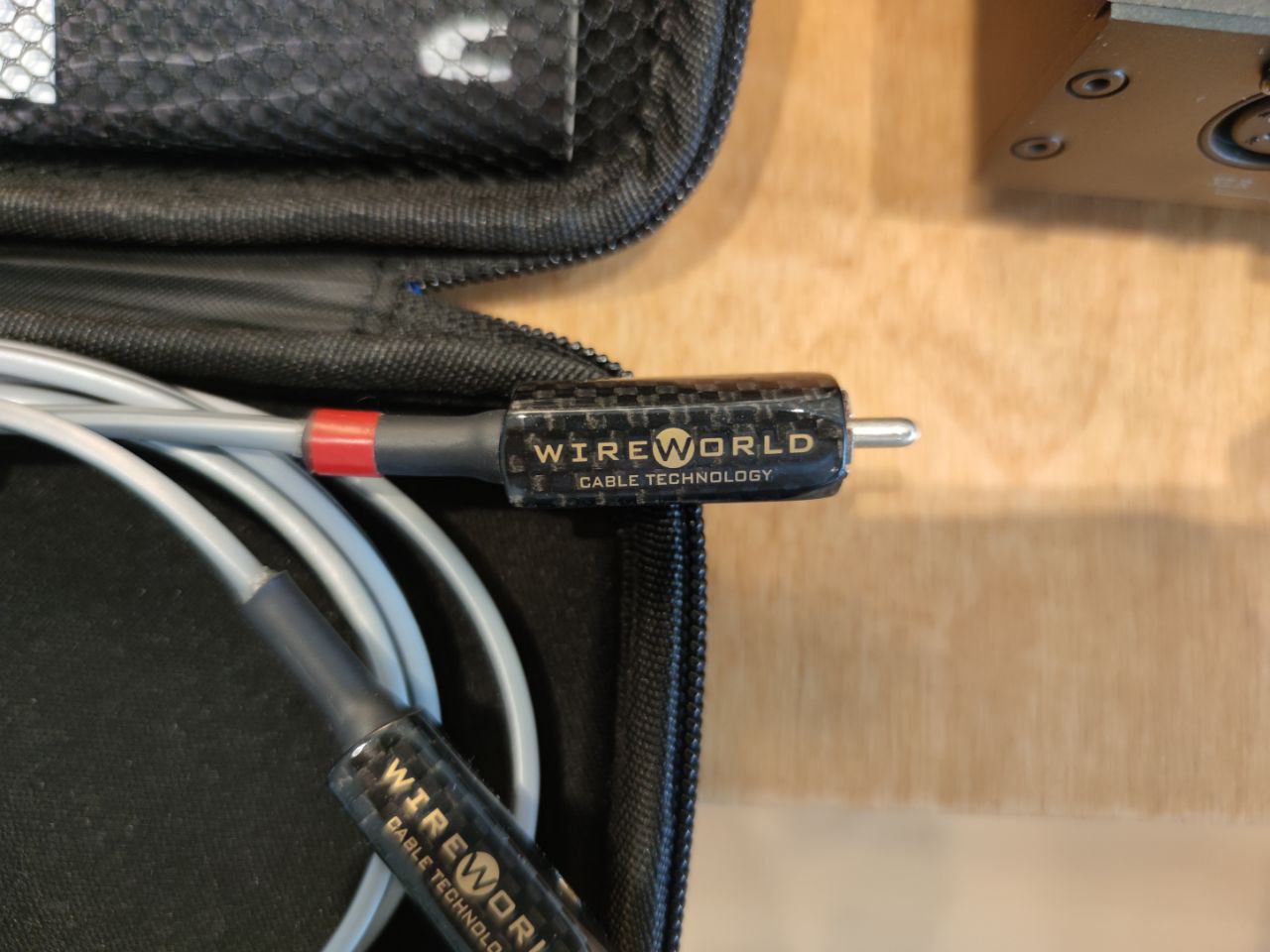 Sold: Wireworld Nano Platinum Eclipse 3.5 mm to 2 RCA (like new, price ...