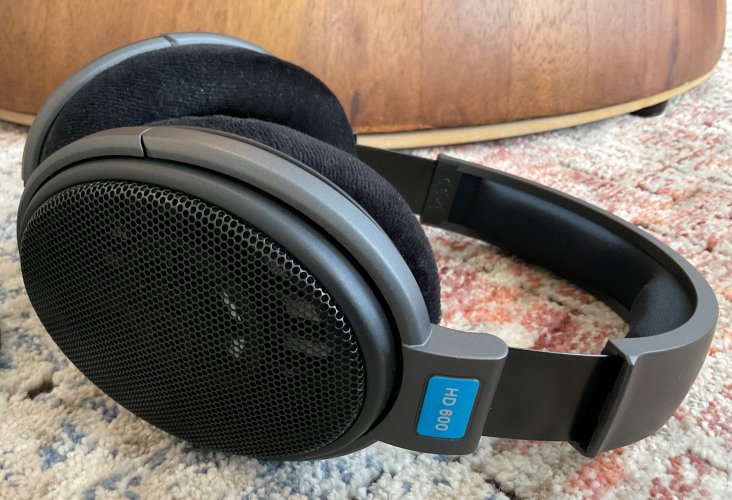 Sold: HD600 | Headphone Reviews and Discussion - Head-Fi.org