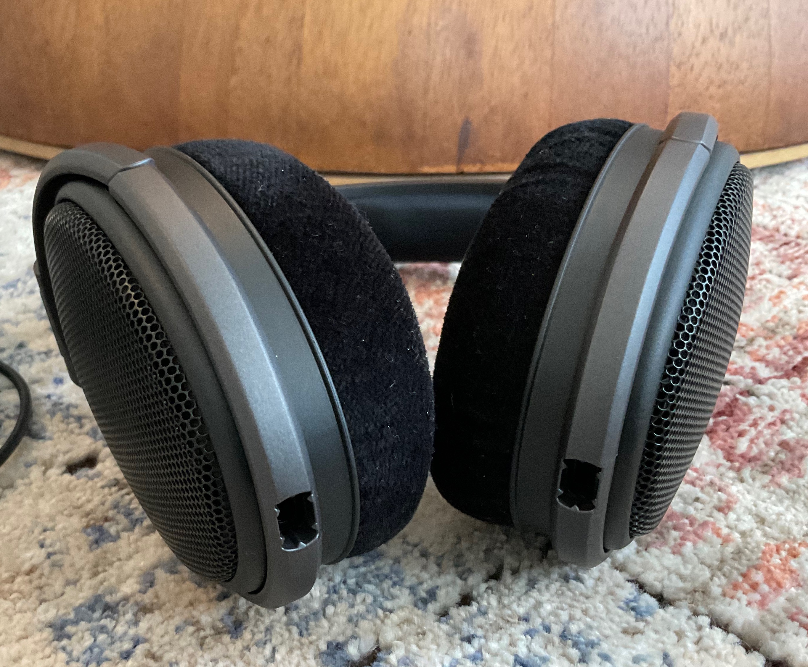 Sold: HD600 | Headphone Reviews and Discussion - Head-Fi.org